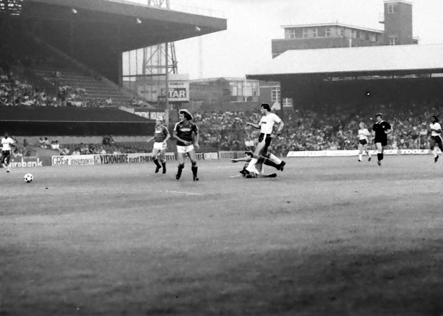 Frankie Bunn | Hatters Heritage | A History of Luton Town FC