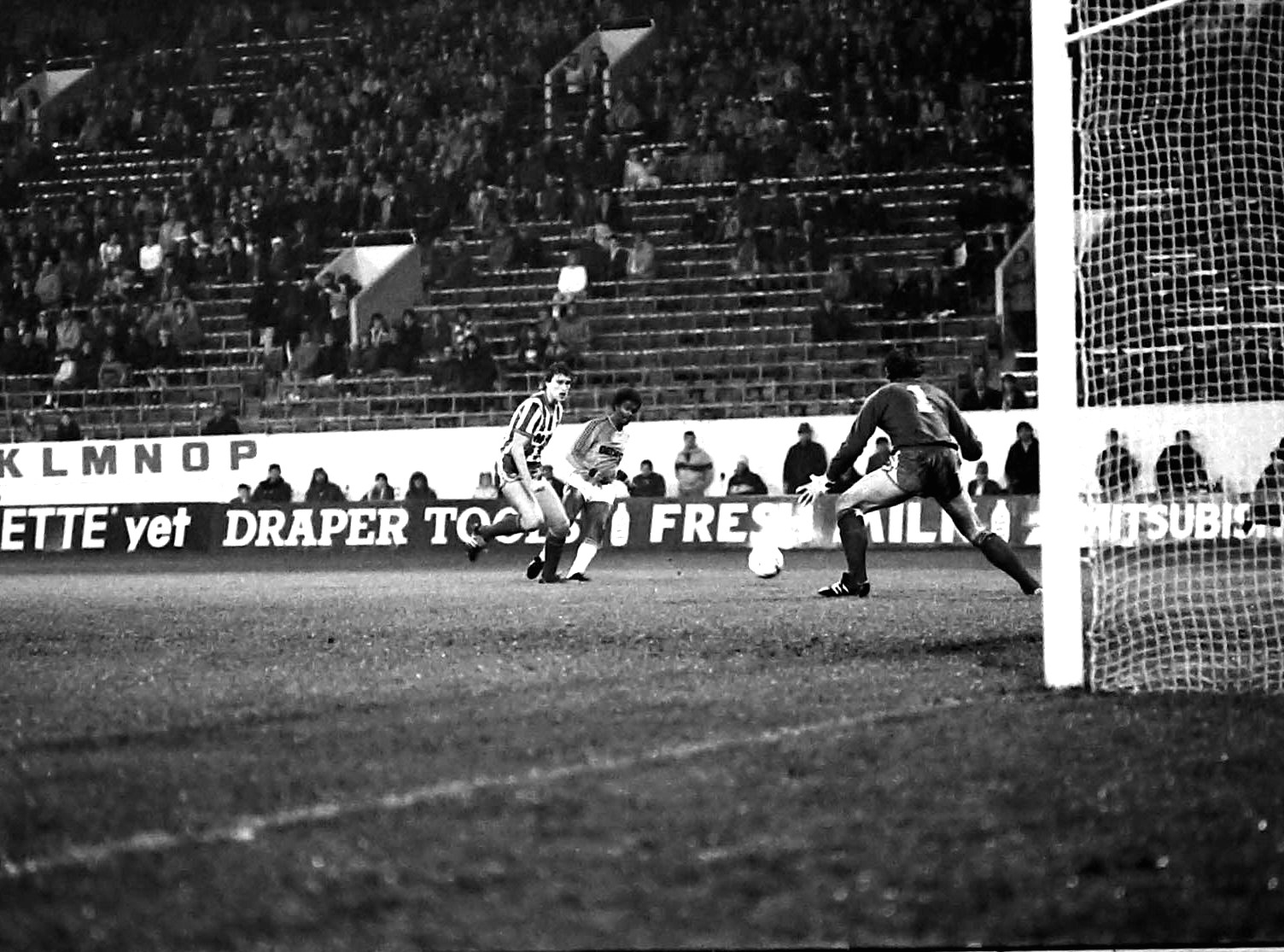 Sheffield Wednesday vs Luton Town FC (20th Nov 1984) | Hatters Heritage ...