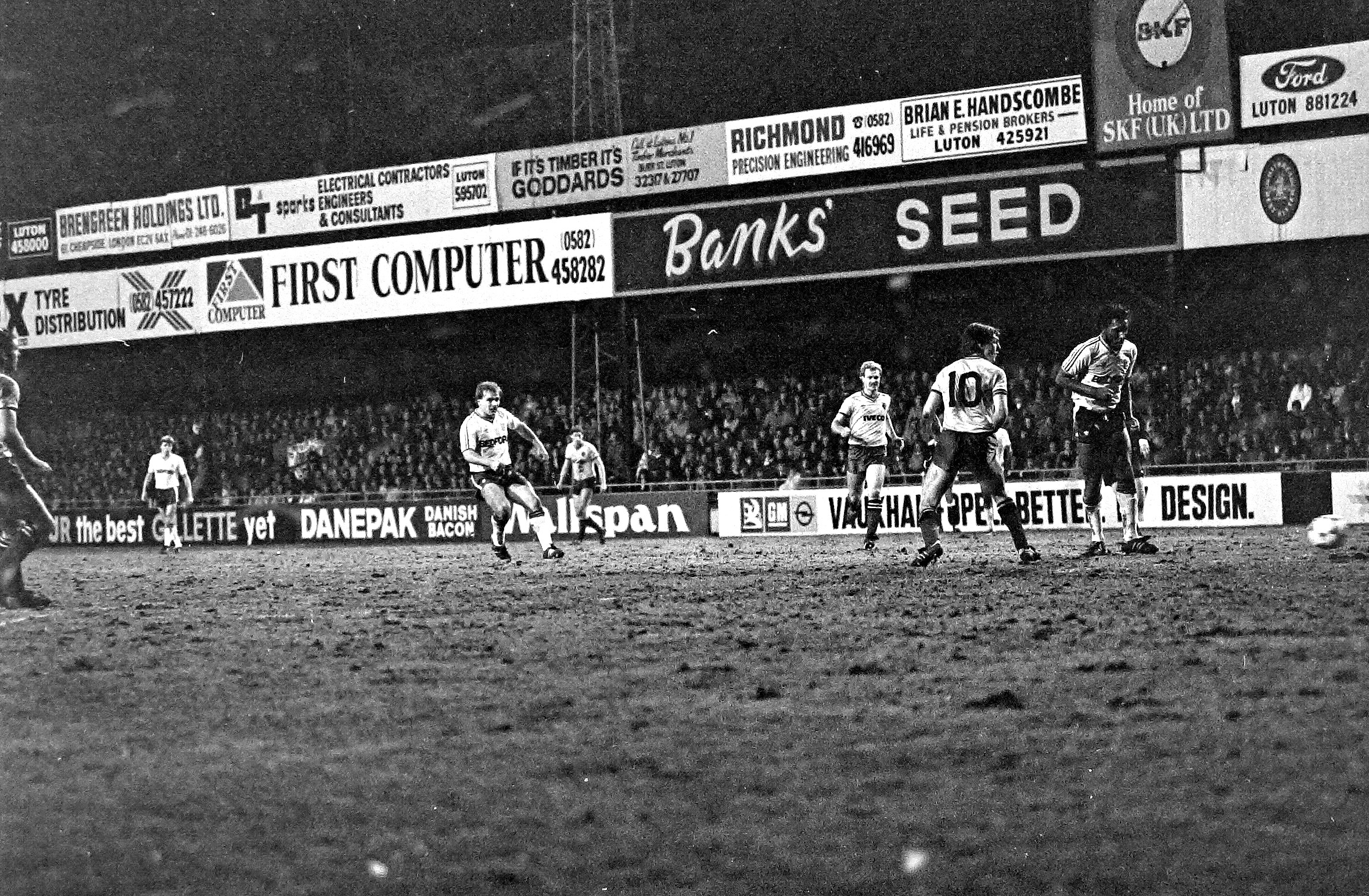 Luton Town FC vs Watford (4th Mar 1985) | Hatters Heritage | A History ...