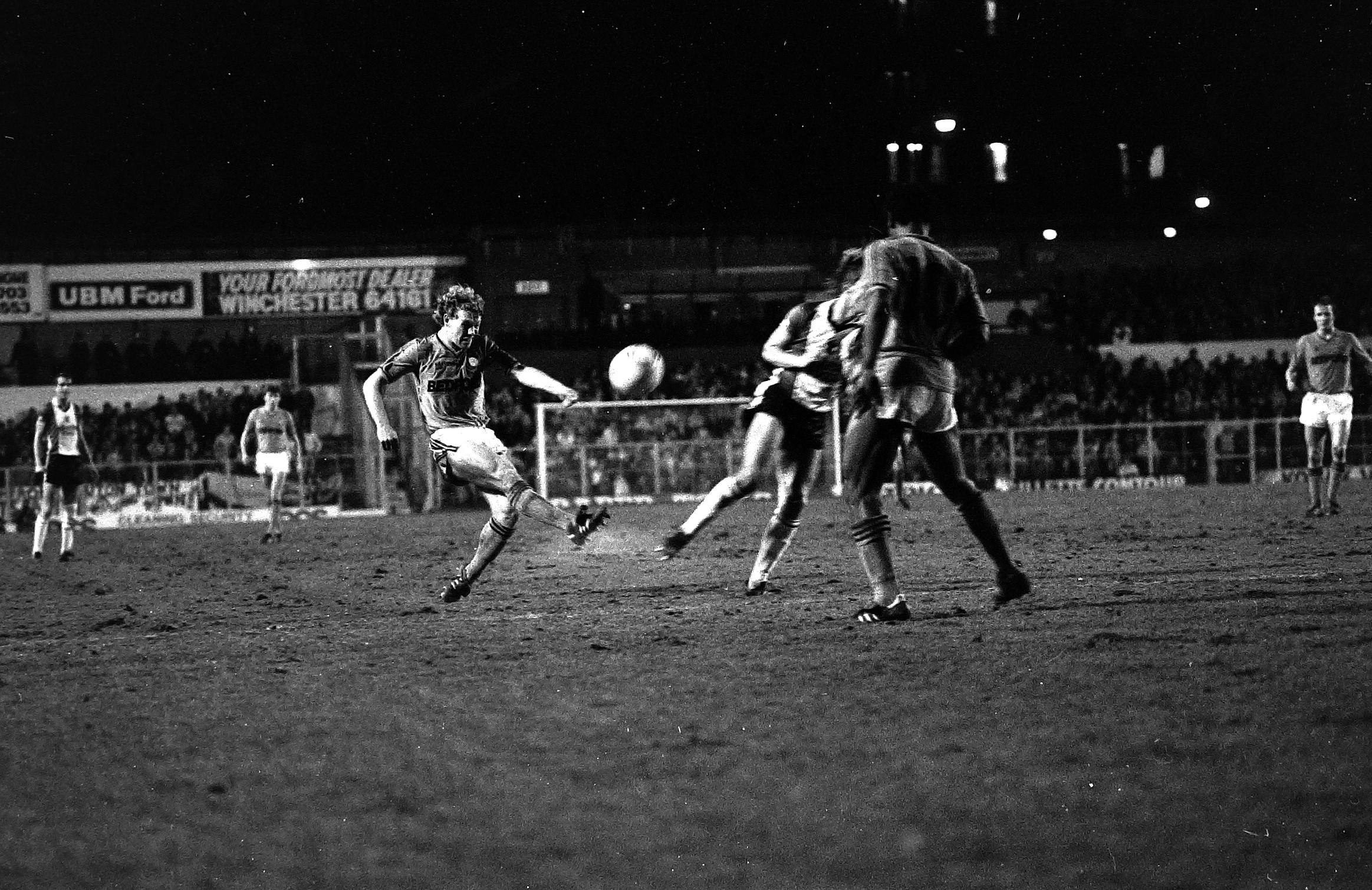 Tim Breacker | Hatters Heritage | A History of Luton Town FC