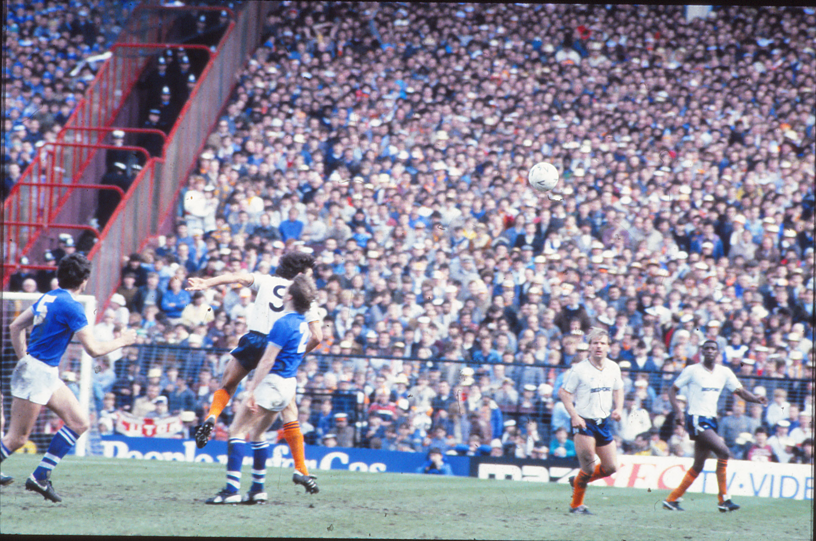 Luton Town FC vs Everton (13th Apr 1985) | Hatters Heritage | A History ...