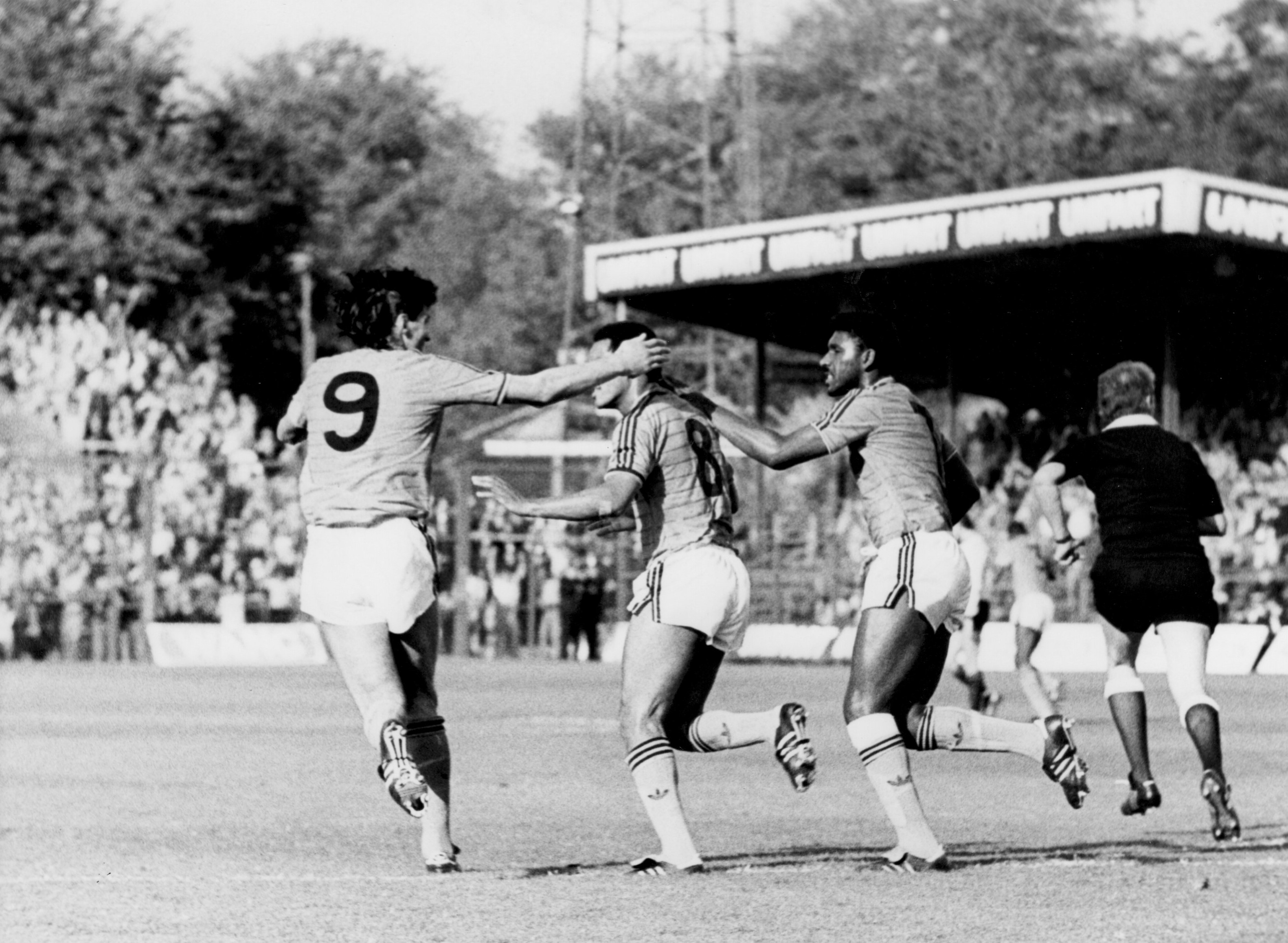 Oxford United vs Luton Town FC (12th Oct 1985) | Hatters Heritage | A ...