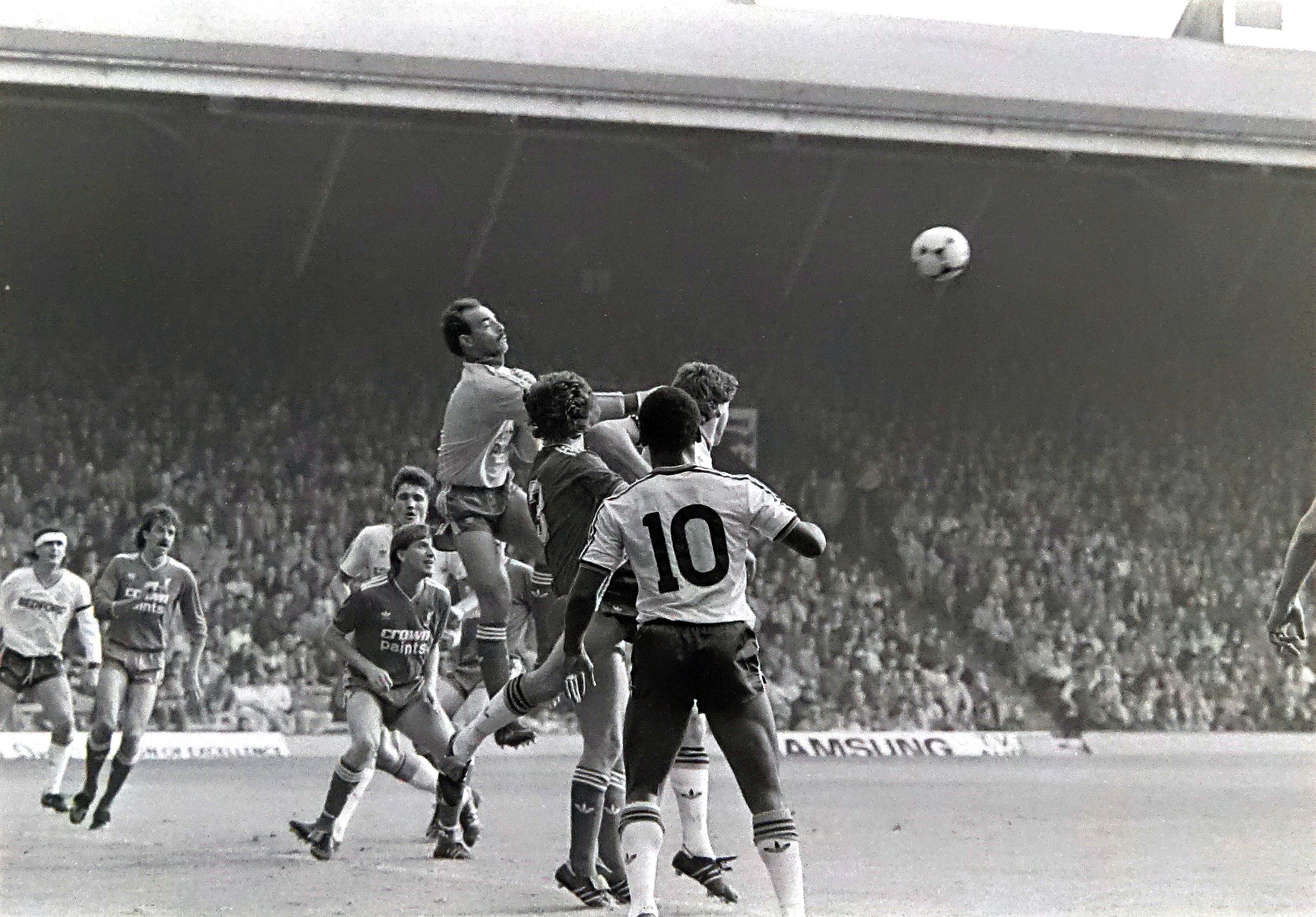 Liverpool vs Luton Town FC (26th Oct 1985) | Hatters Heritage | A ...