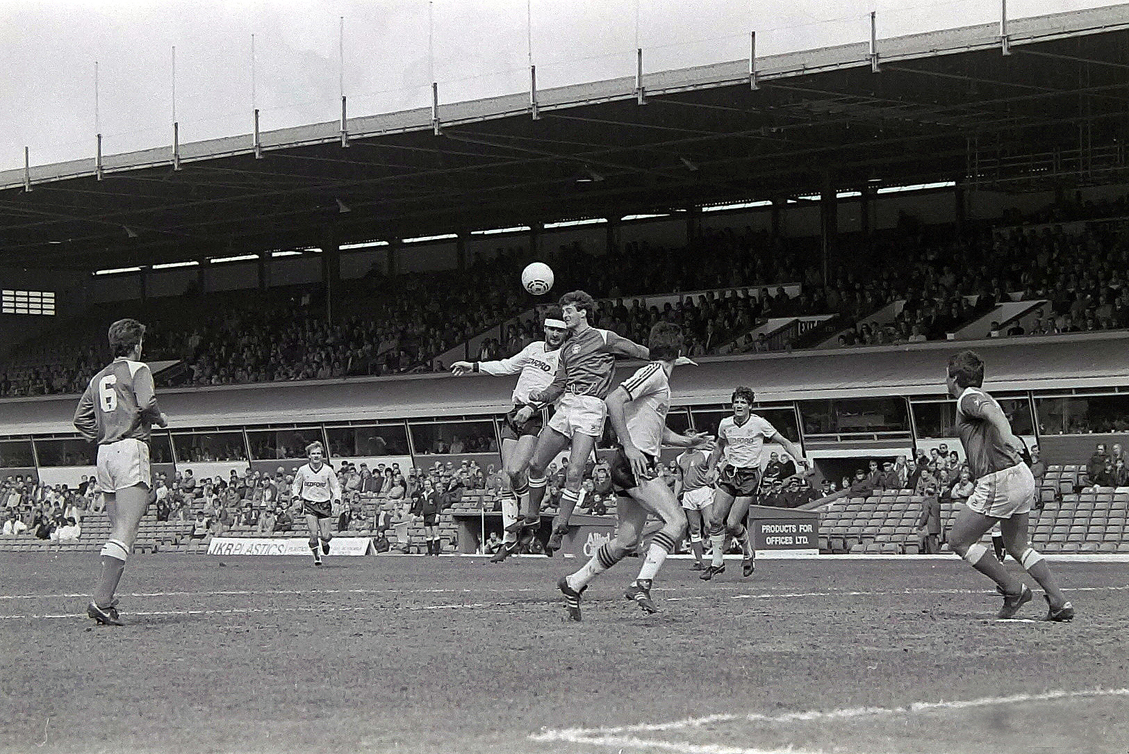 Steve Foster | Hatters Heritage | A History of Luton Town FC
