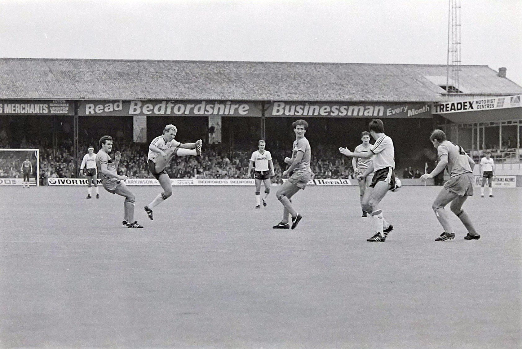 Luton Town FC vs Newcastle United (30th Aug 1986) | Hatters Heritage ...