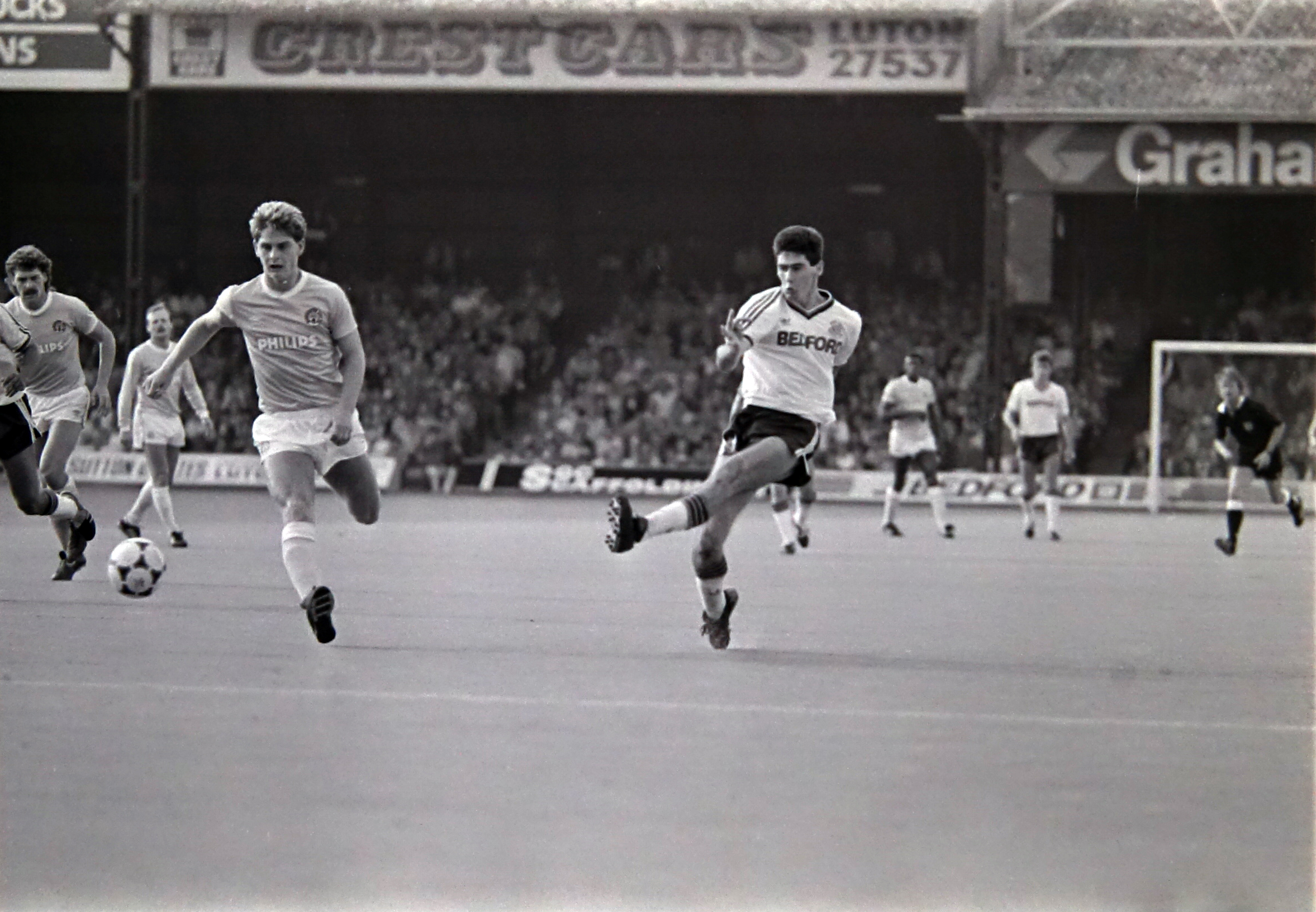 Mike Newell | Hatters Heritage | A History of Luton Town FC