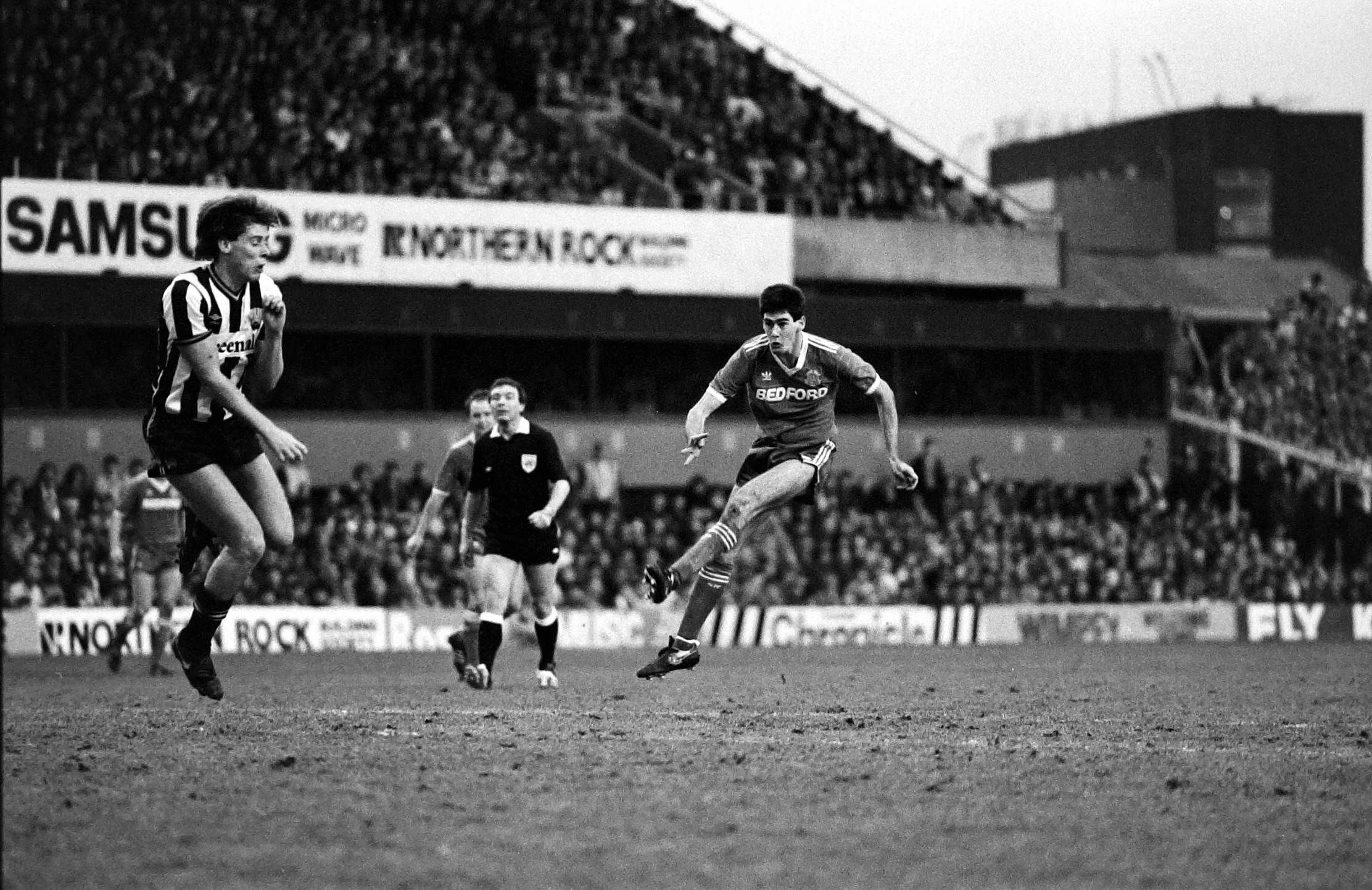 Newcastle United vs Luton Town FC (7th Feb 1987) | Hatters Heritage | A ...