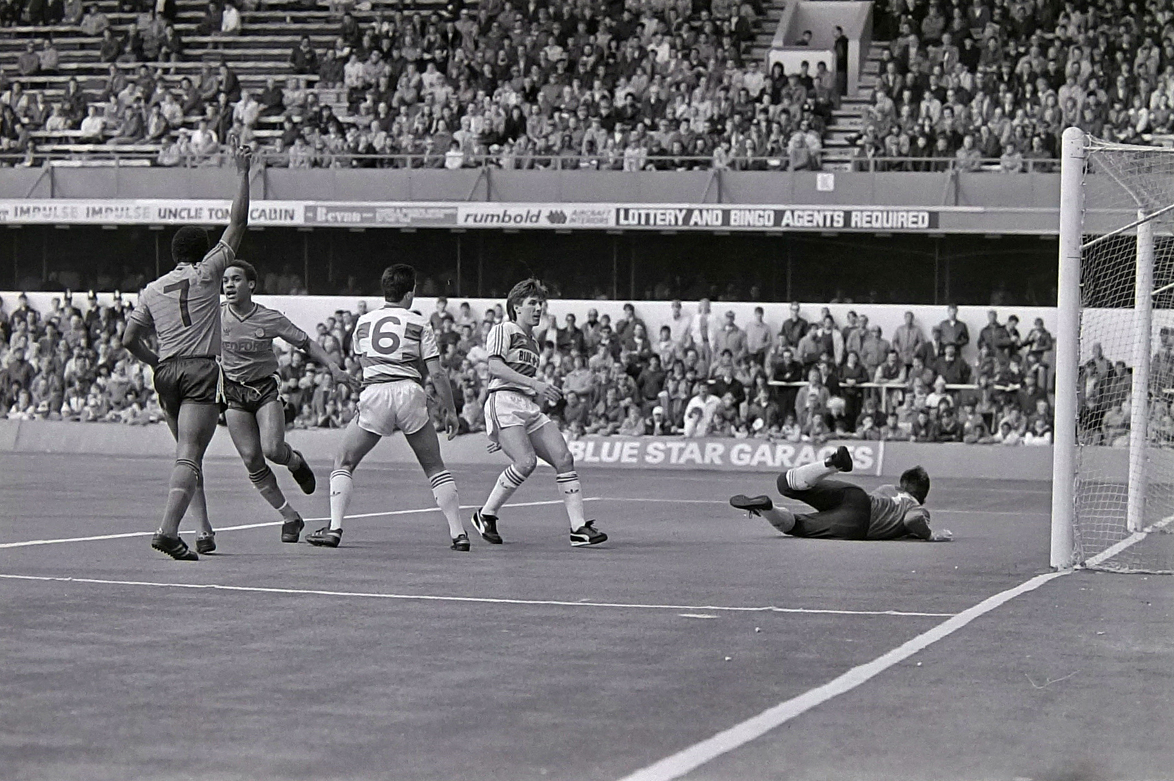 Mark Stein | Hatters Heritage | A History of Luton Town FC