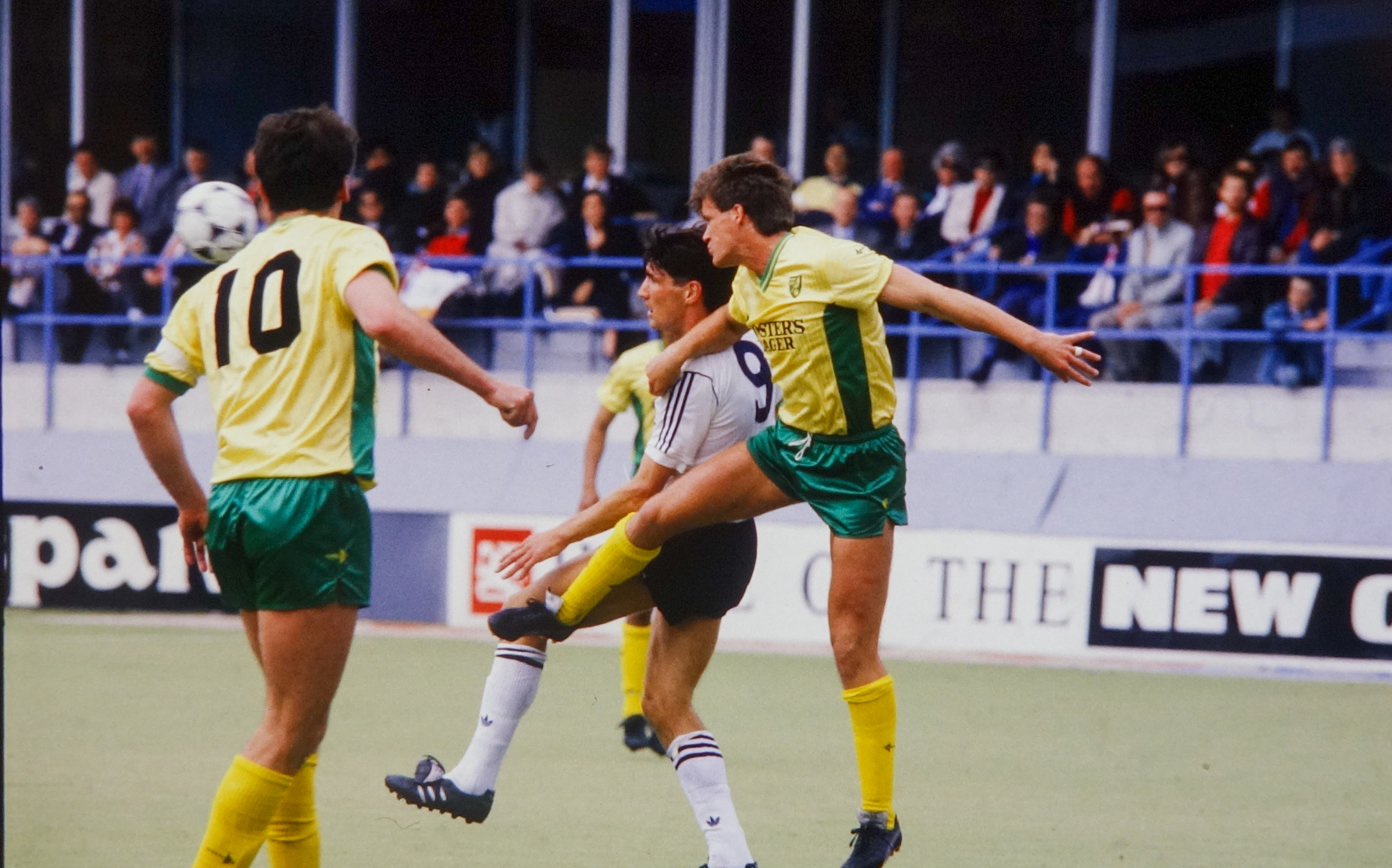 Luton Town FC vs Norwich City (13th May 1989) | Hatters Heritage | A ...