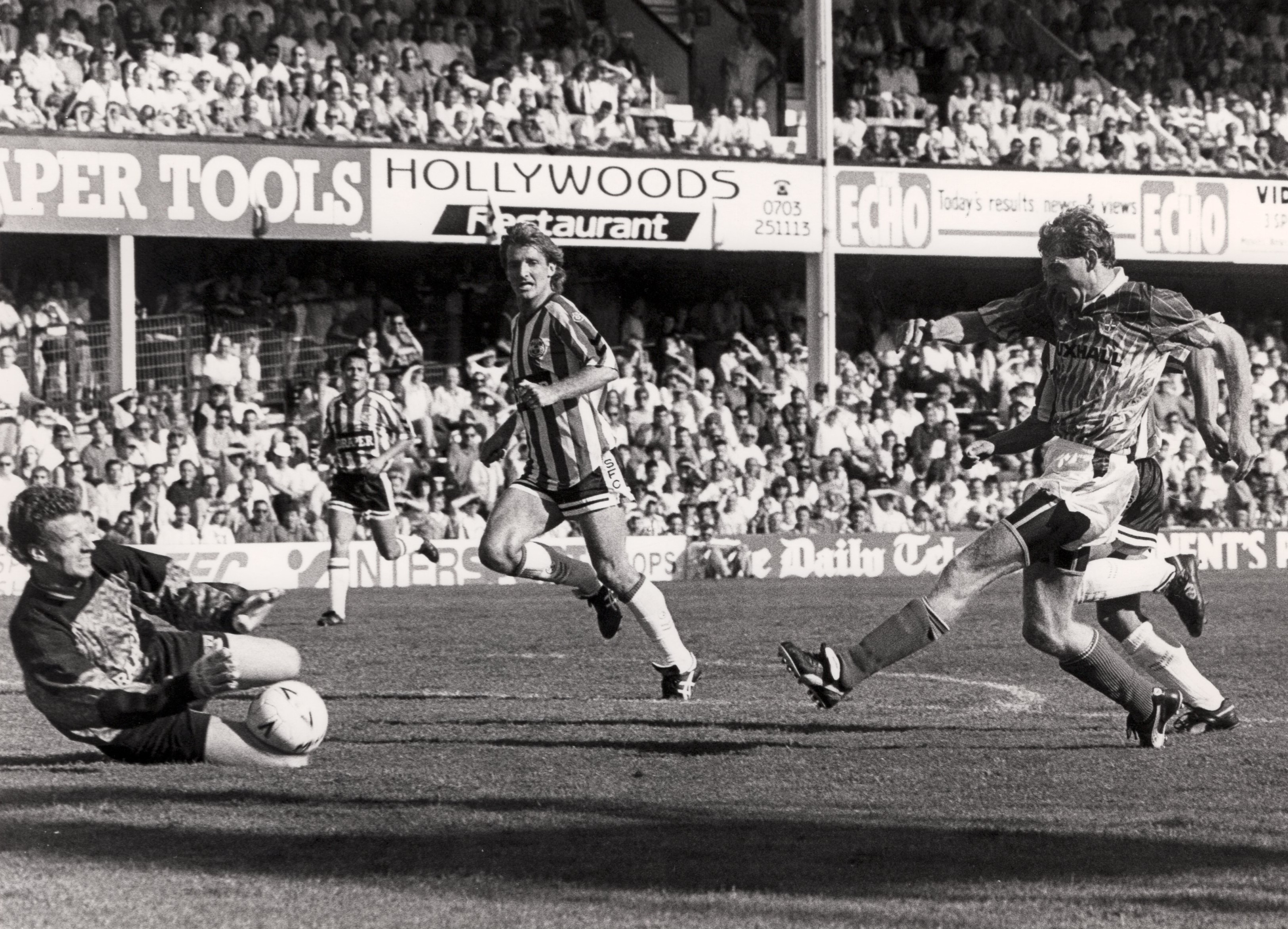 Southampton vs Luton Town FC (1st Sep 1990) | Hatters Heritage | A ...