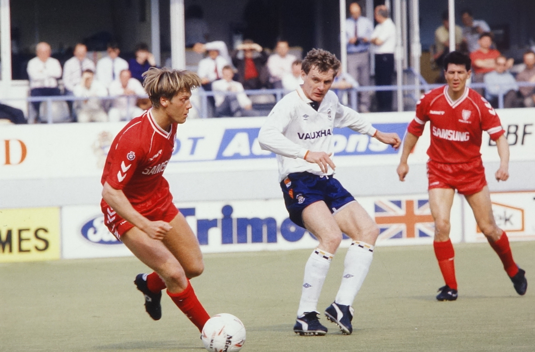 Luton Town FC vs Wimbledon (13th Apr 1991) | Hatters Heritage | A ...