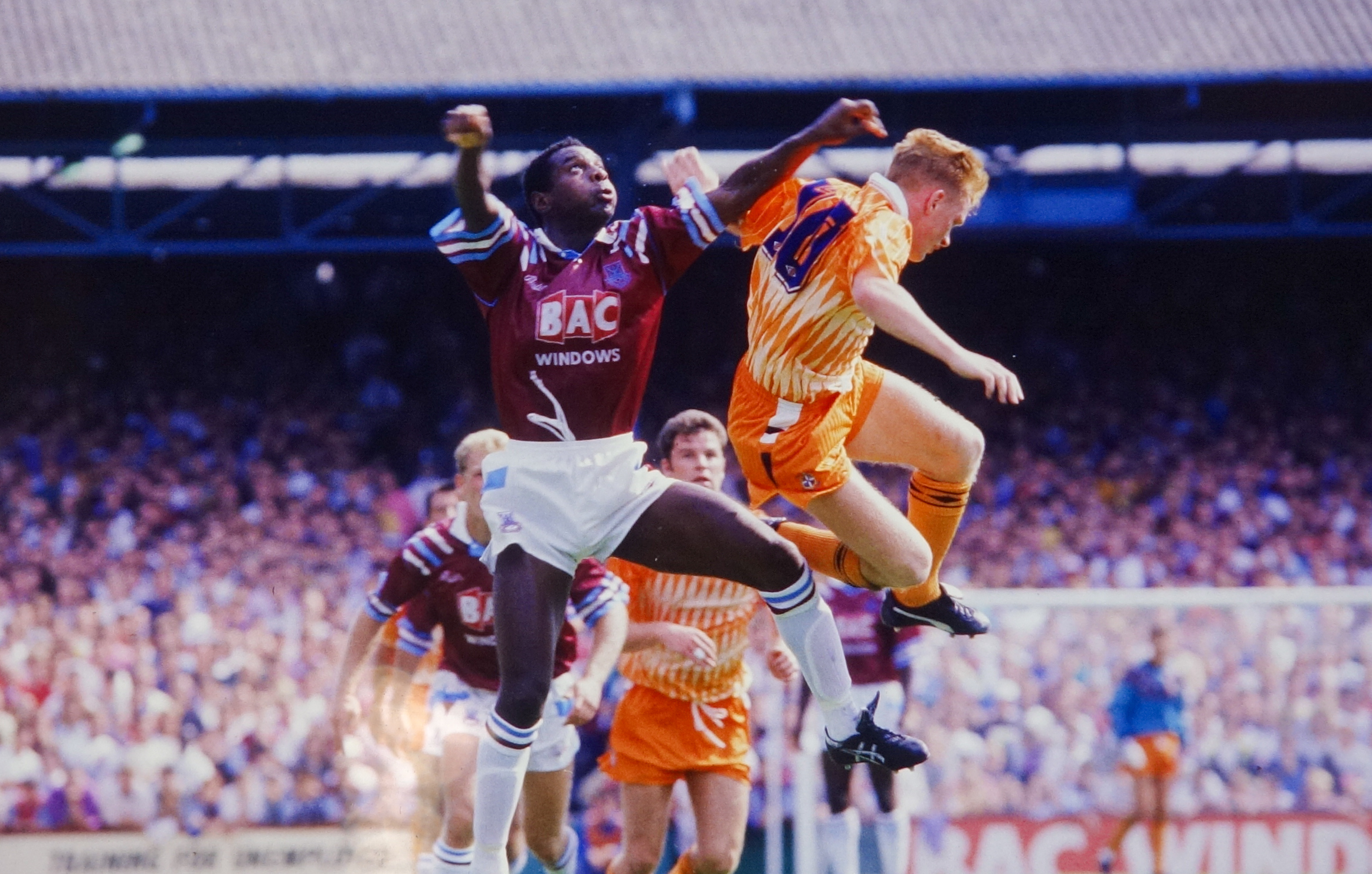 Mark Pembridge | Hatters Heritage | A History of Luton Town FC