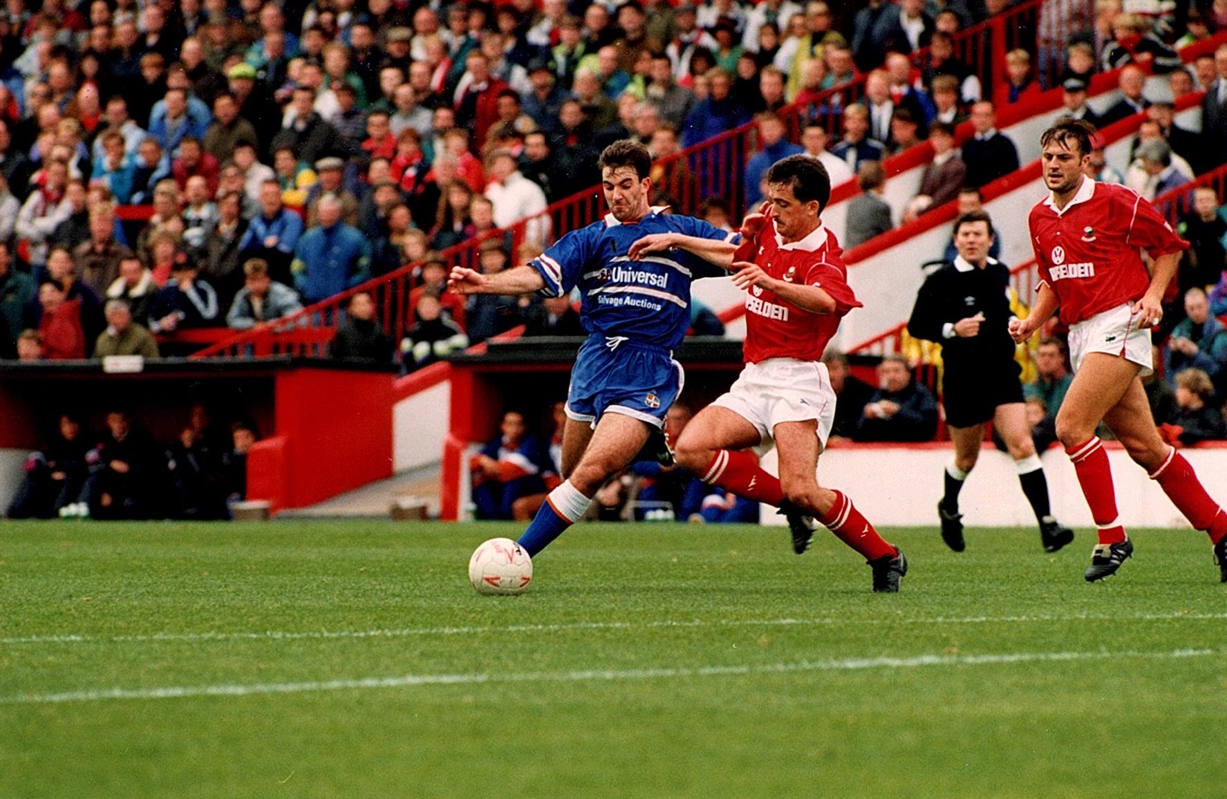 Barnsley vs Luton Town FC (10th Oct 1992) | Hatters Heritage | A ...
