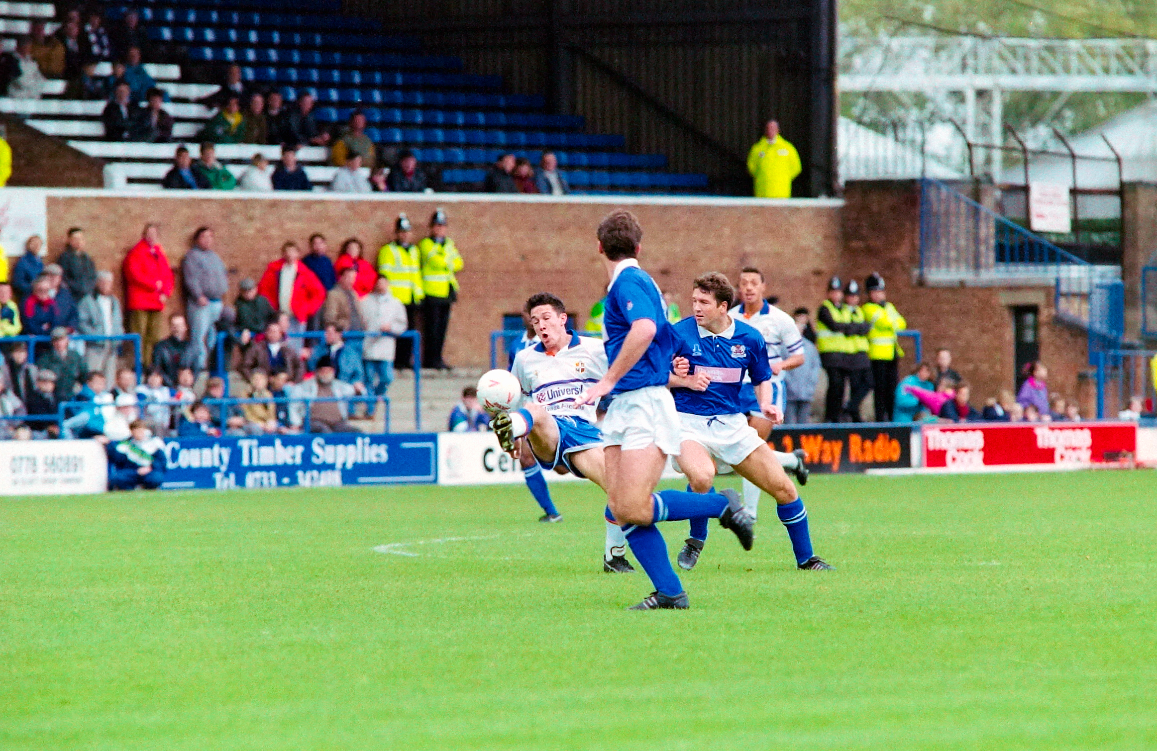 Peterborough United vs Luton Town FC (24th Oct 1992) | Hatters Heritage ...