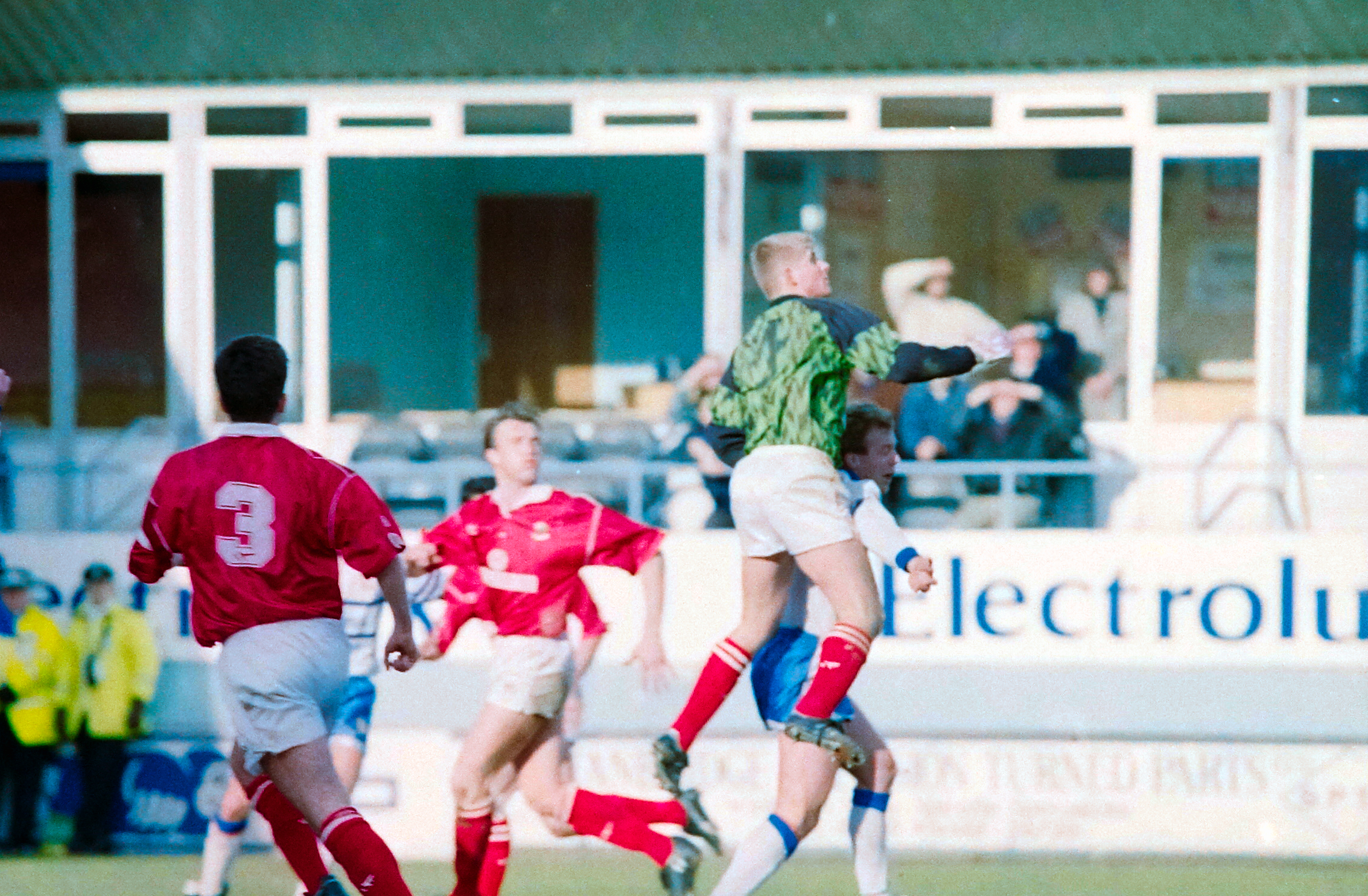 Luton Town FC vs Barnsley (27th Feb 1993) | Hatters Heritage | A ...