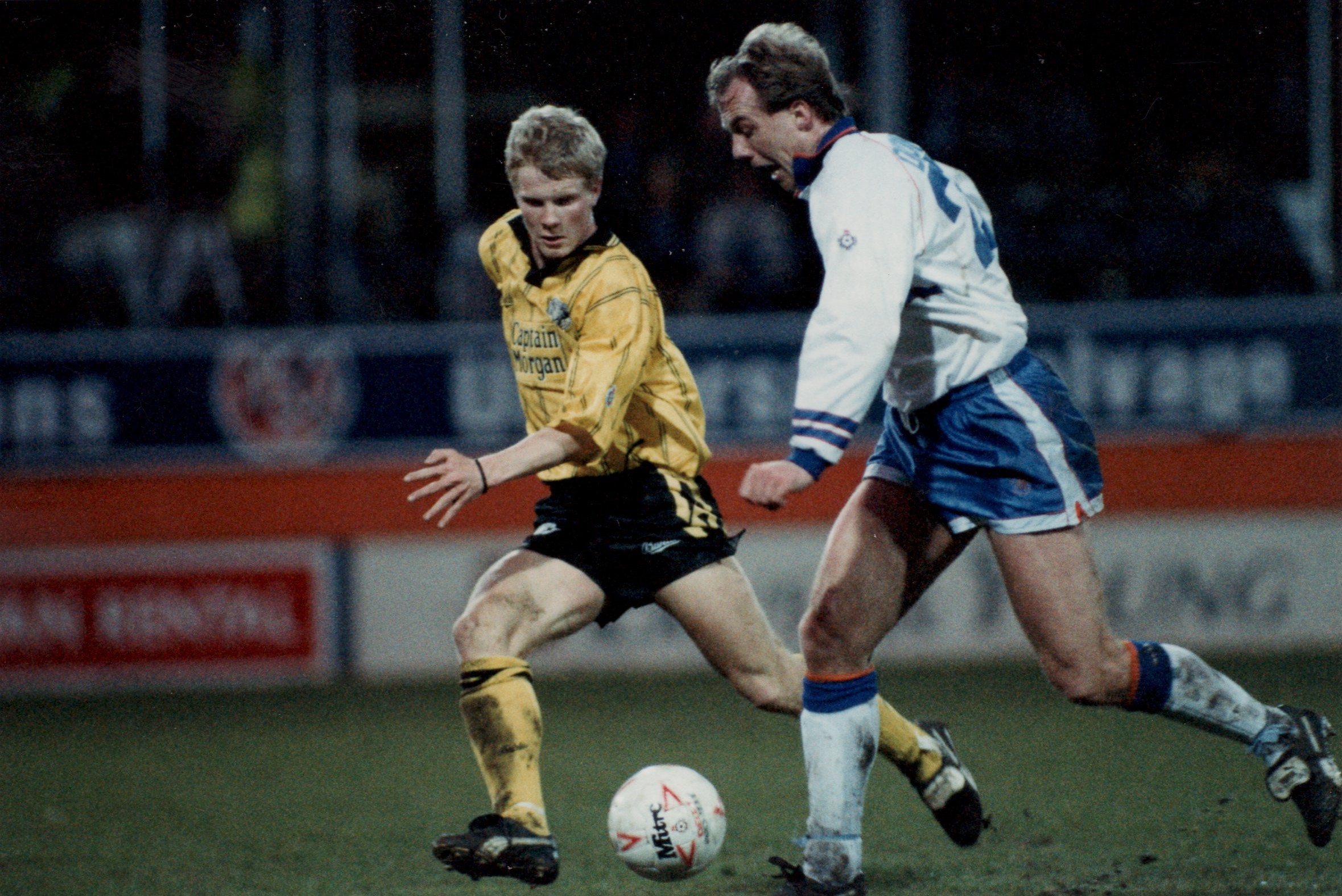 Kerry Dixon | Hatters Heritage | A History of Luton Town FC