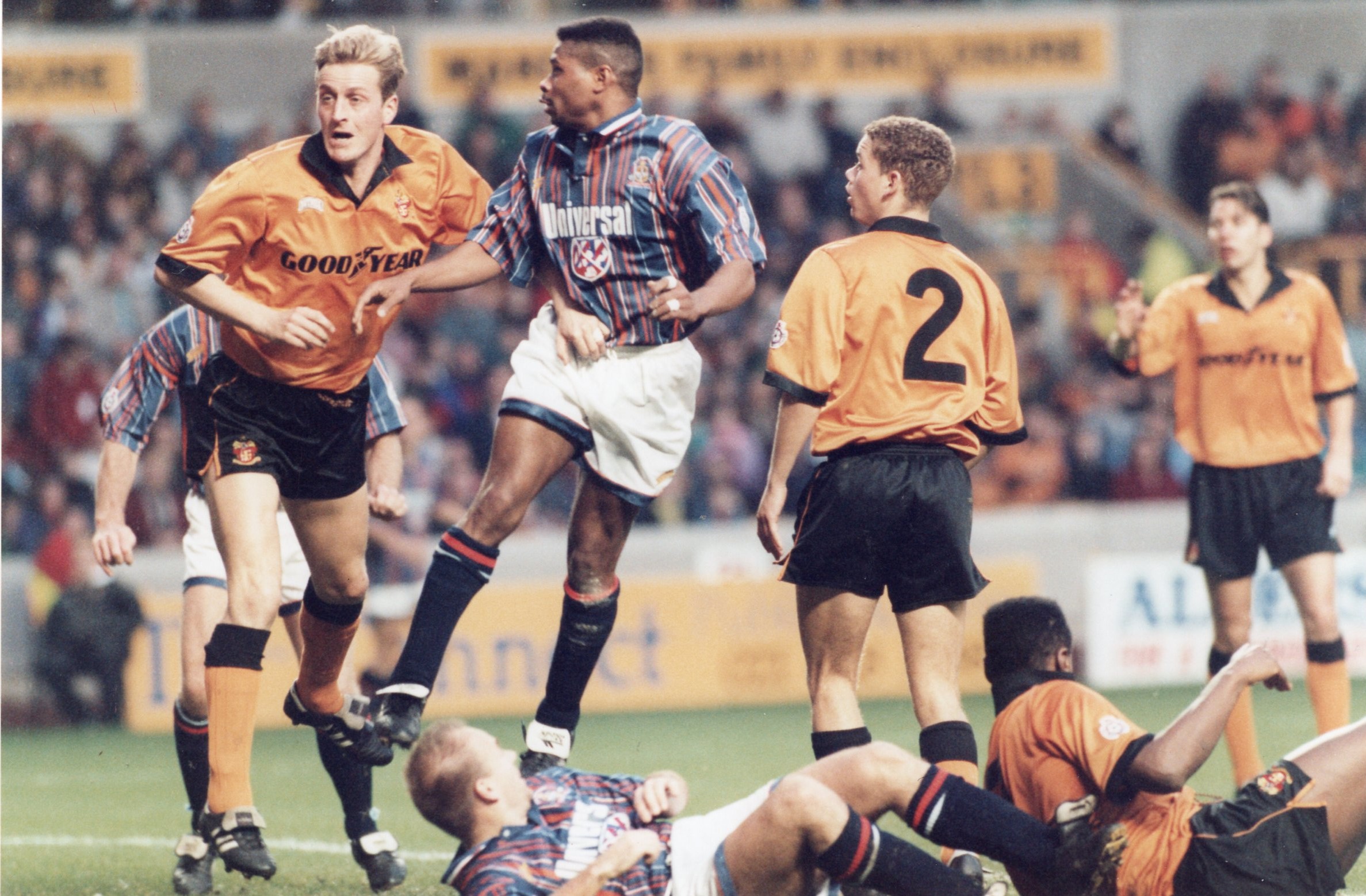 Dwight Marshall | Hatters Heritage | A History of Luton Town FC