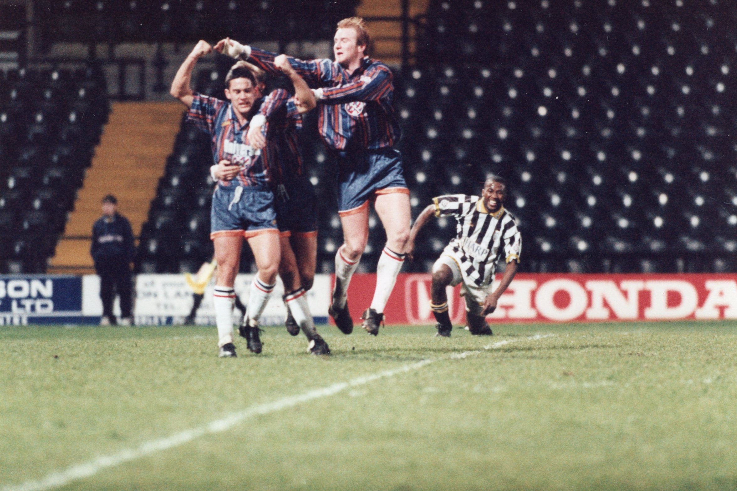 Paul Telfer | Hatters Heritage | A History of Luton Town FC