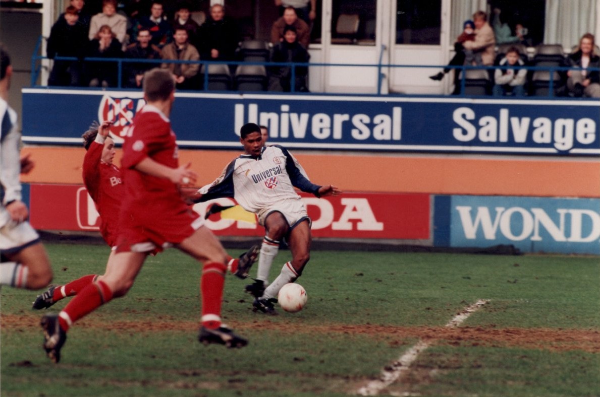 Dwight Marshall | Hatters Heritage | A History of Luton Town FC