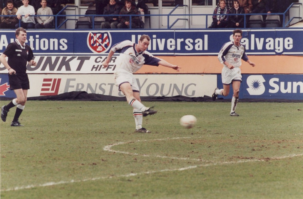 Luton Town FC vs Watford (26th Mar 1995) | Hatters Heritage | A History ...