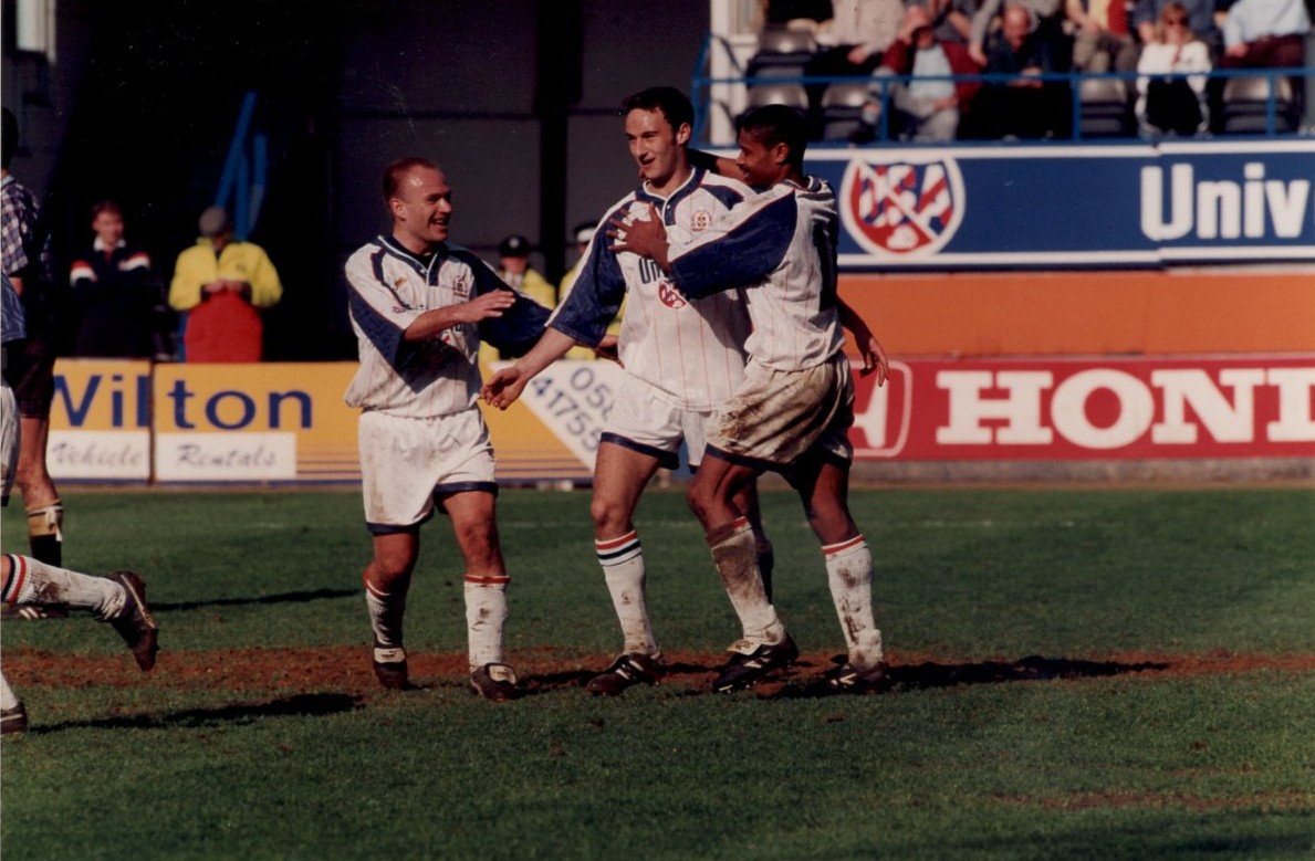 Scott Oakes | Hatters Heritage | A History of Luton Town FC