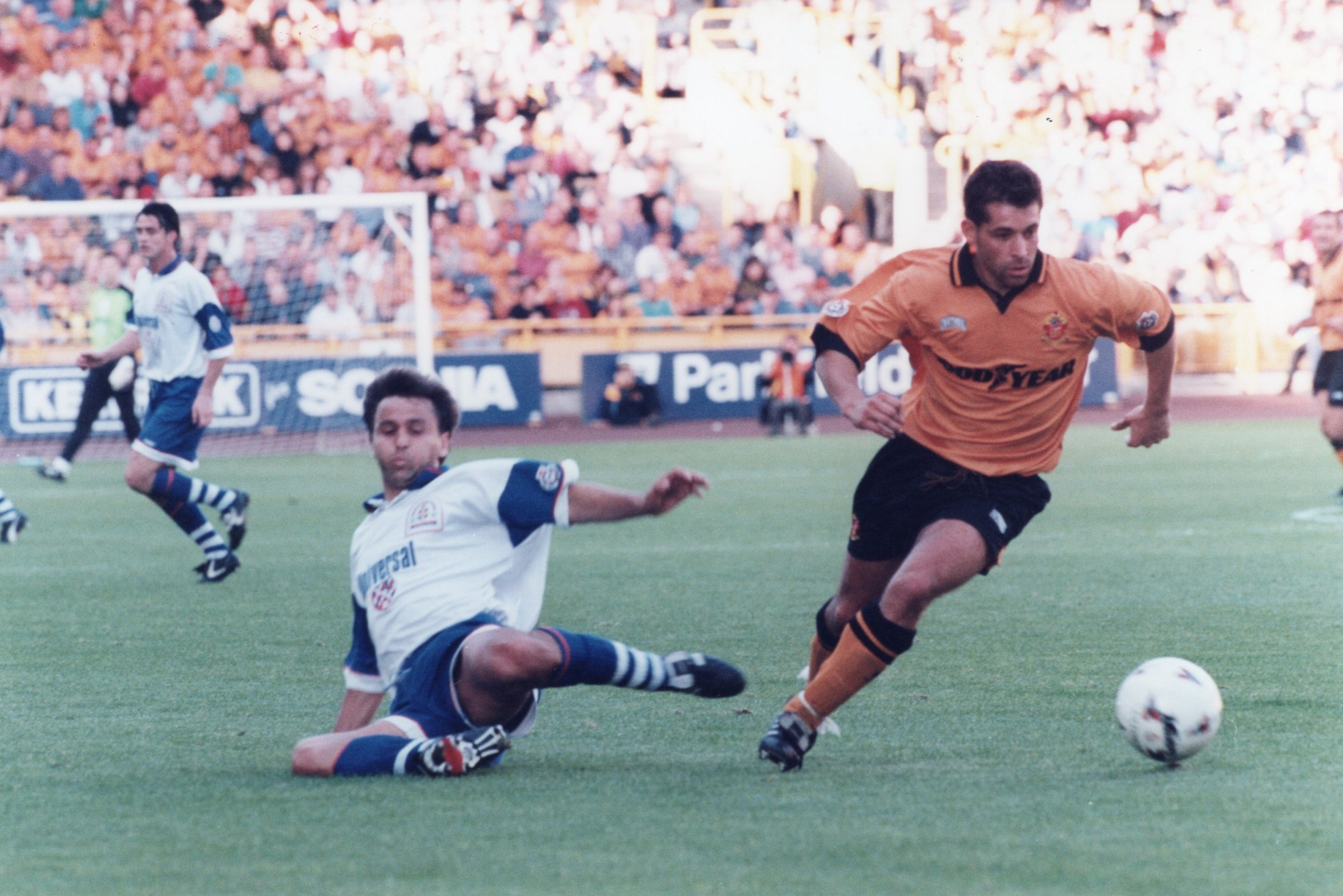 Bontcho Guentchev | Hatters Heritage | A History of Luton Town FC