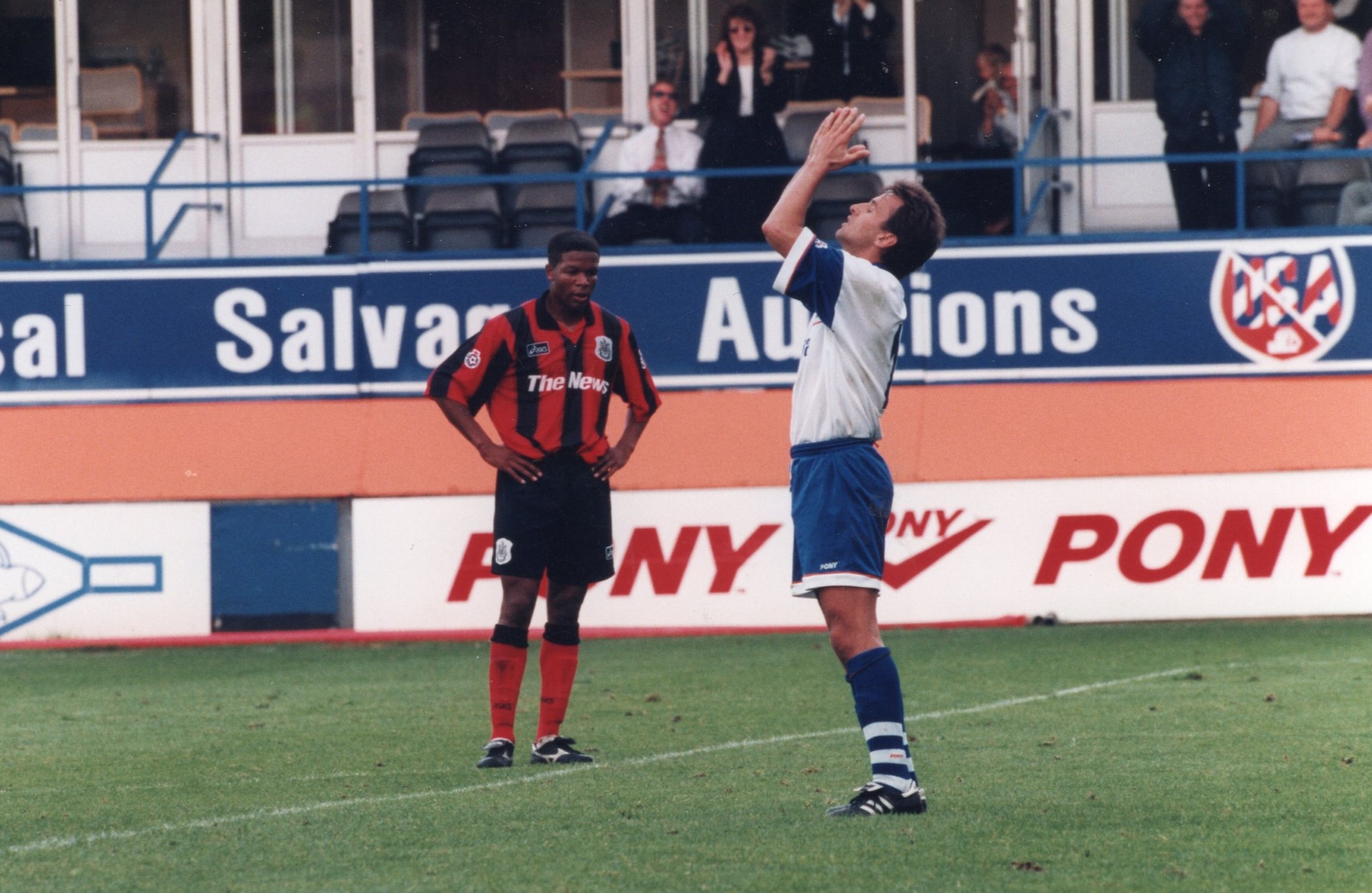 Bontcho Guentchev | Hatters Heritage | A History of Luton Town FC