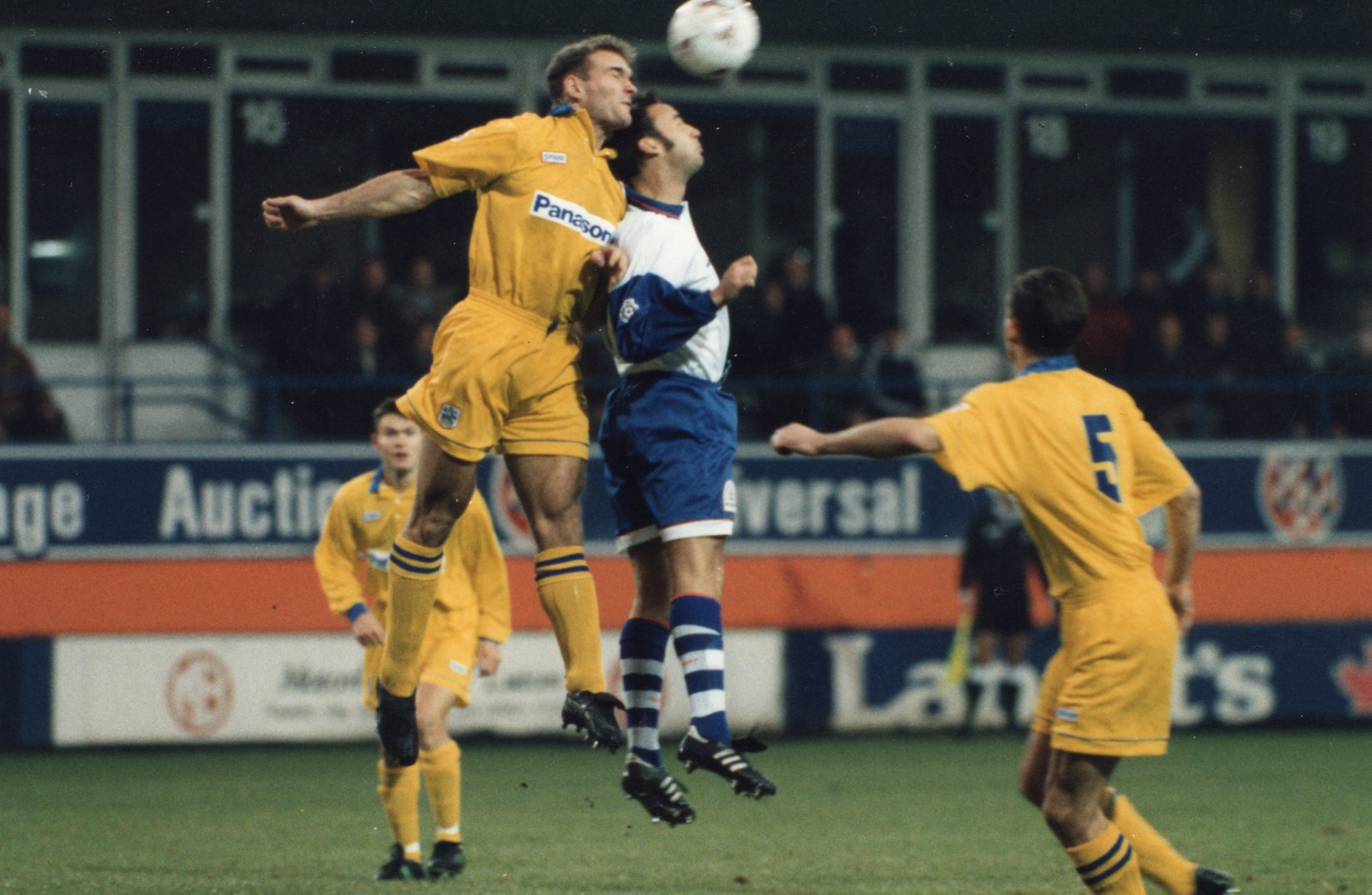 Scott Oakes | Hatters Heritage | A History of Luton Town FC