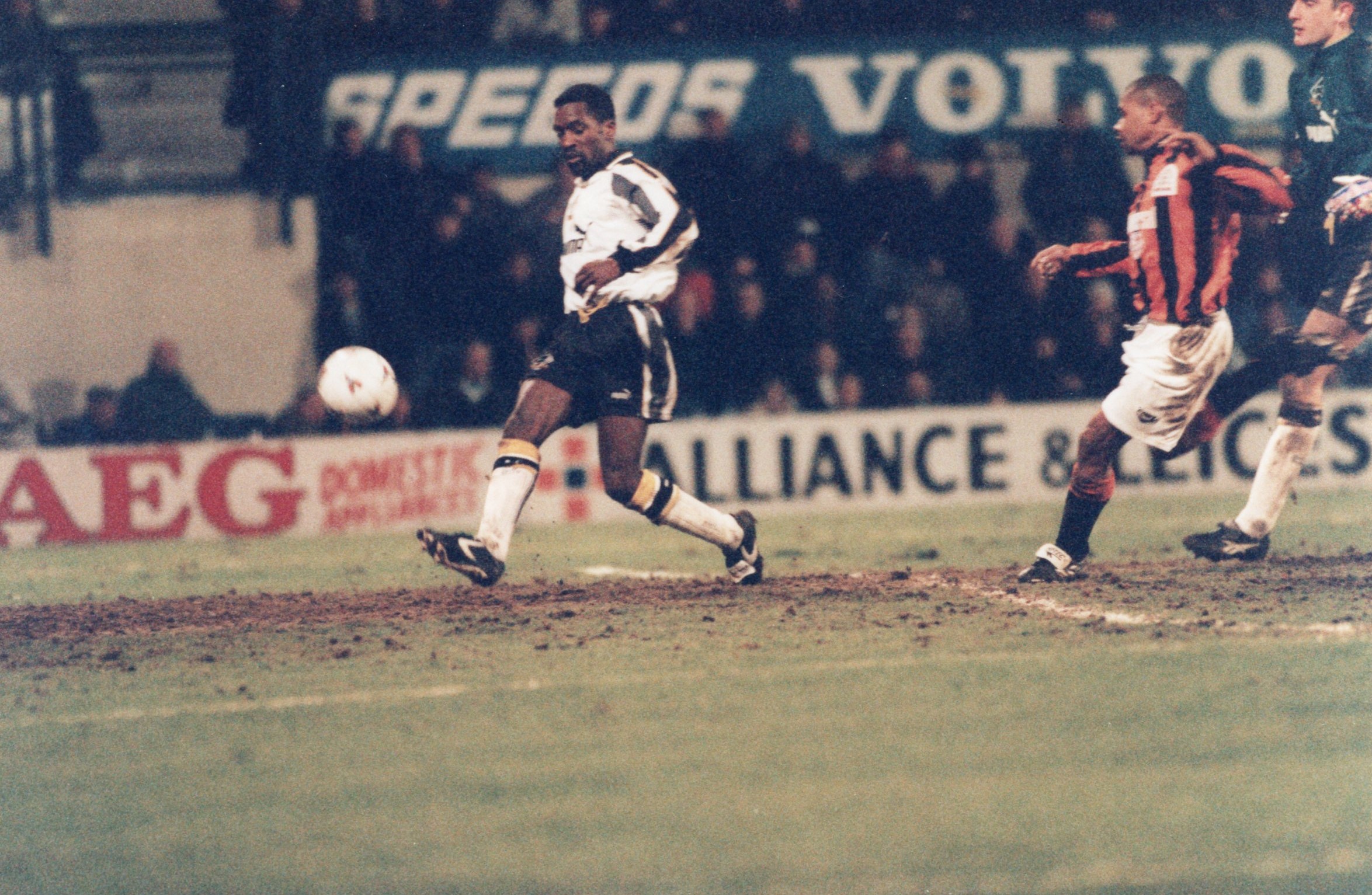 Dwight Marshall | Hatters Heritage | A History of Luton Town FC