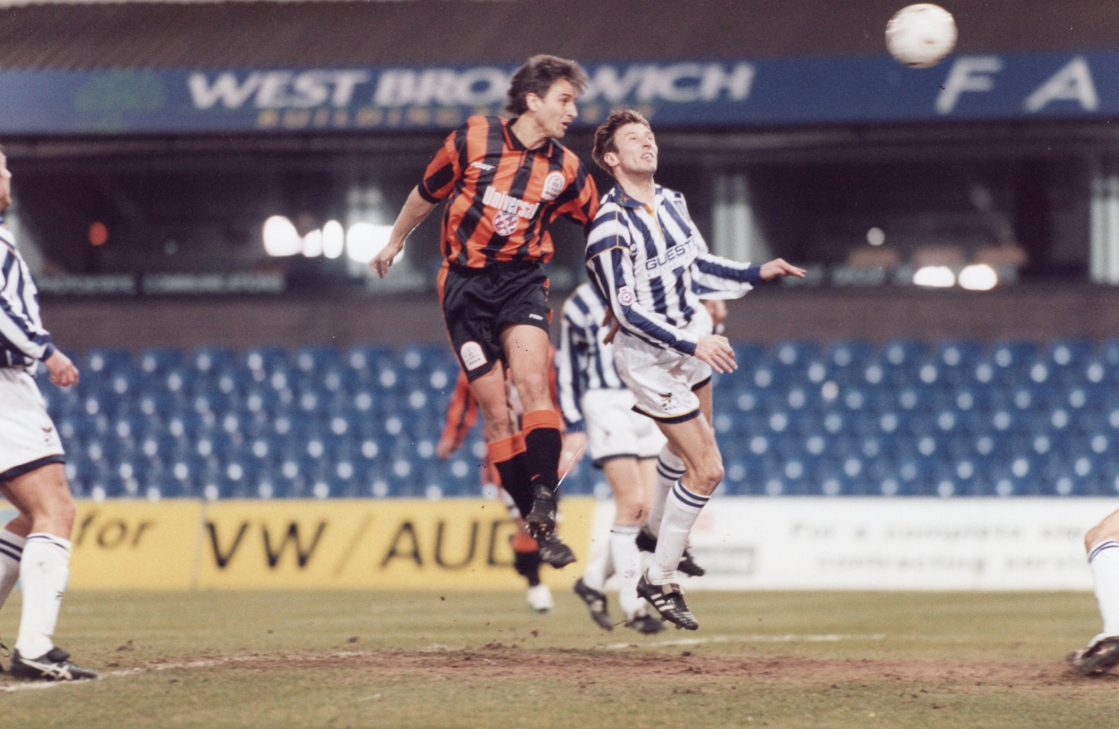 Bontcho Guentchev | Hatters Heritage | A History of Luton Town FC