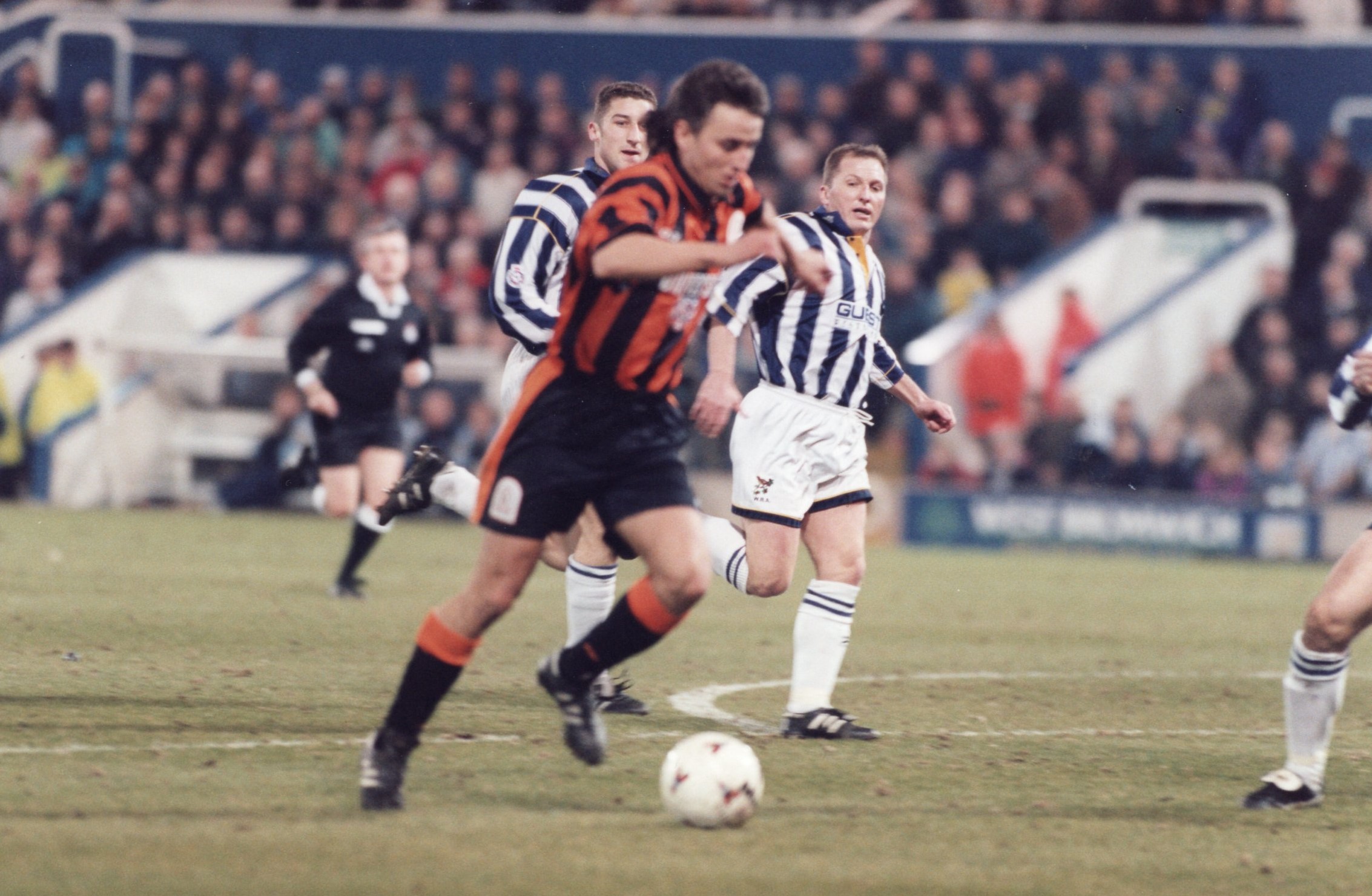 Bontcho Guentchev | Hatters Heritage | A History of Luton Town FC