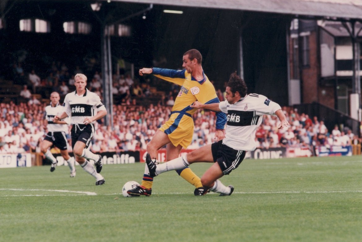 Simon Davies | Hatters Heritage | A History of Luton Town FC