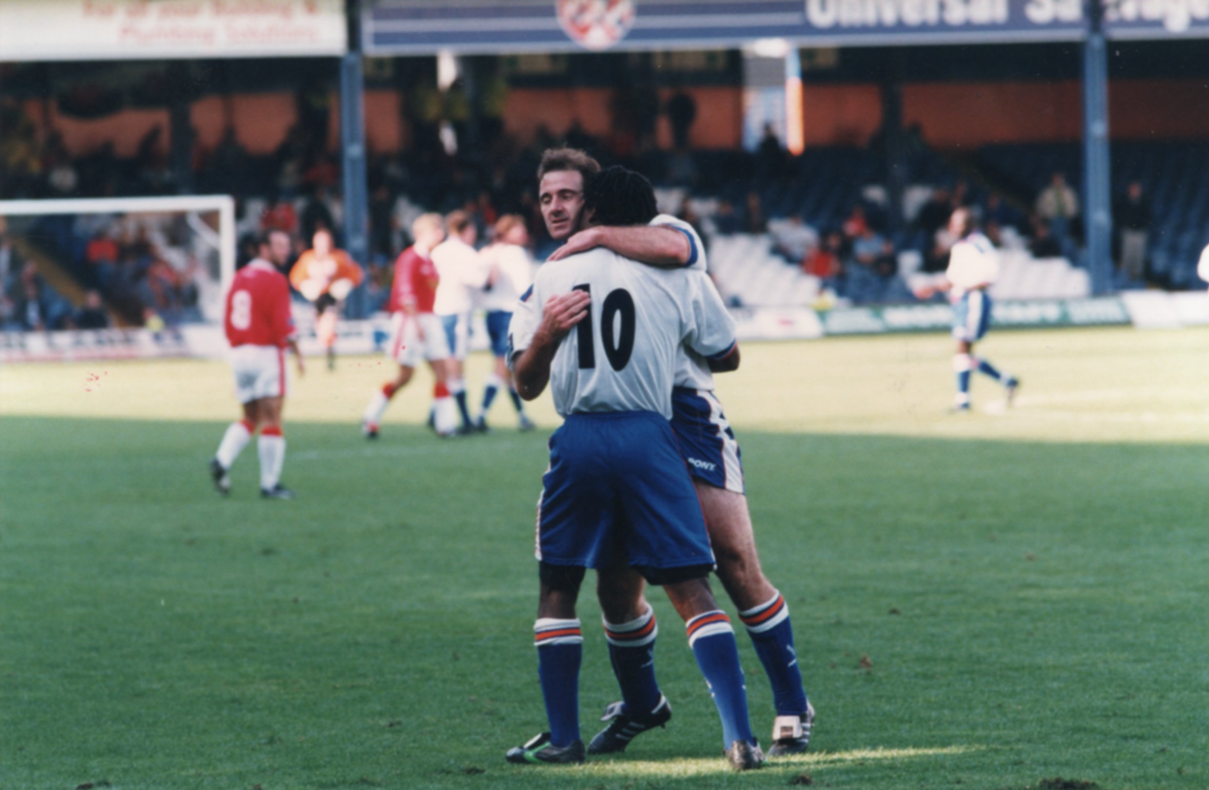 Stuart Douglas | Hatters Heritage | A History of Luton Town FC
