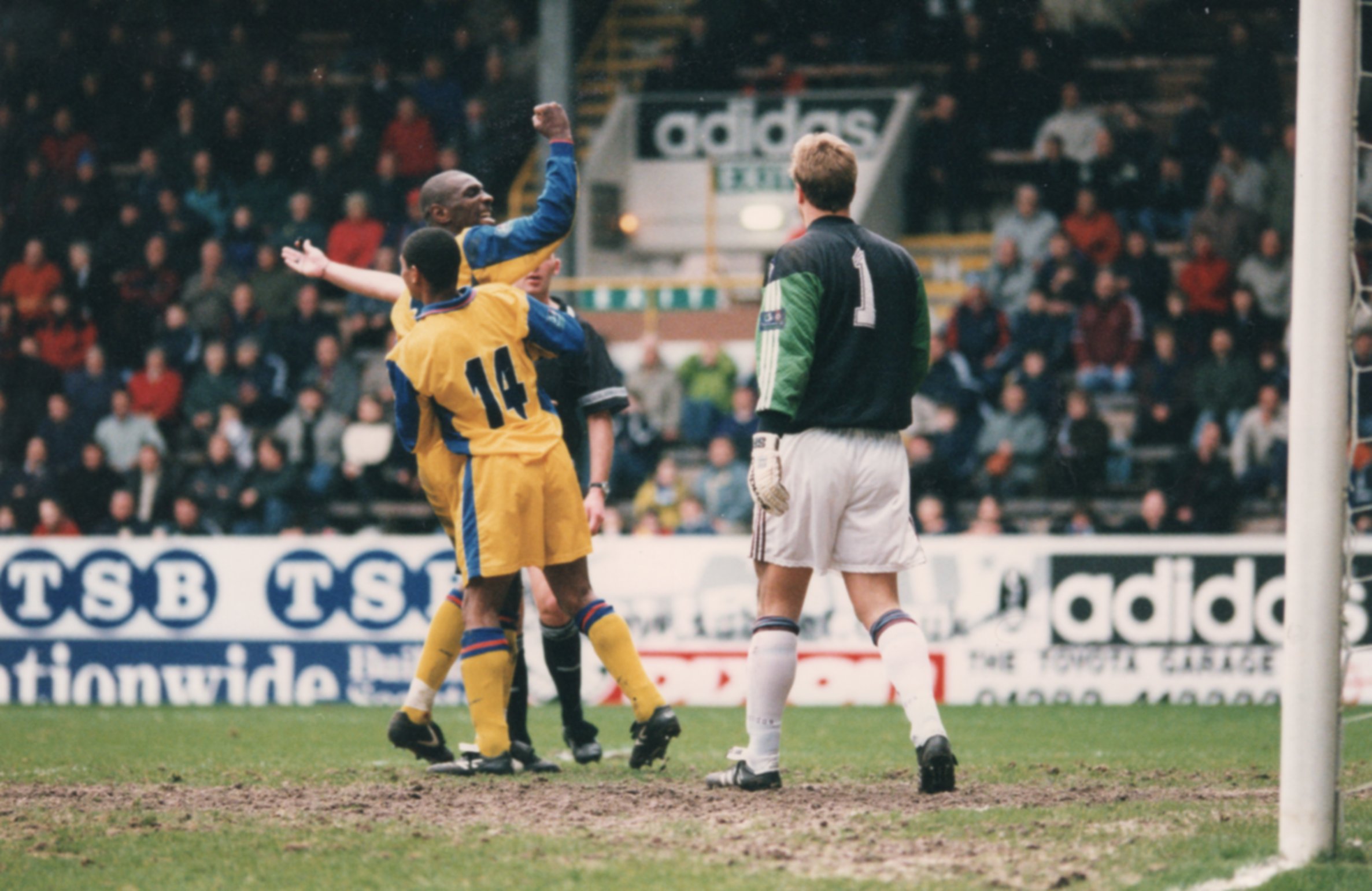 Burnley vs Luton Town FC (14th Mar 1998) | Hatters Heritage | A History ...