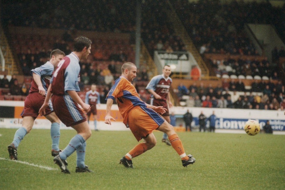 Burnley vs Luton Town FC (6th Feb 1999) | Hatters Heritage | A History ...