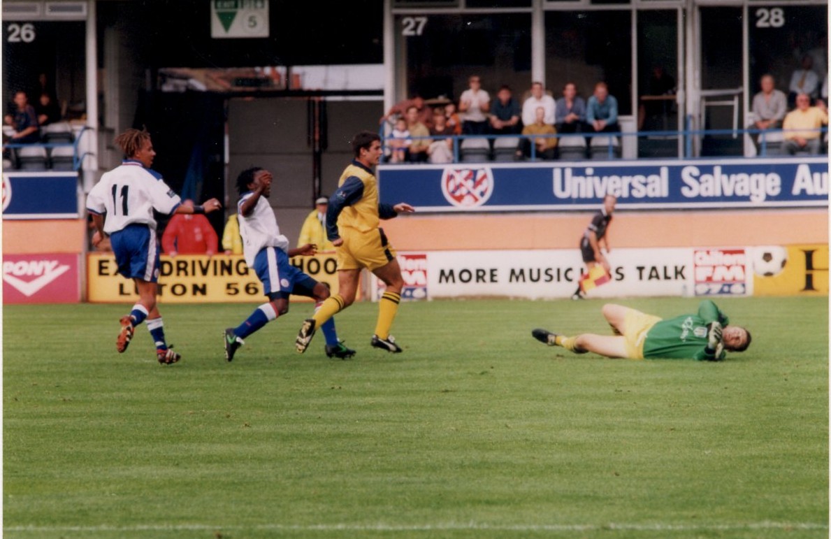 Stuart Douglas | Hatters Heritage | A History of Luton Town FC