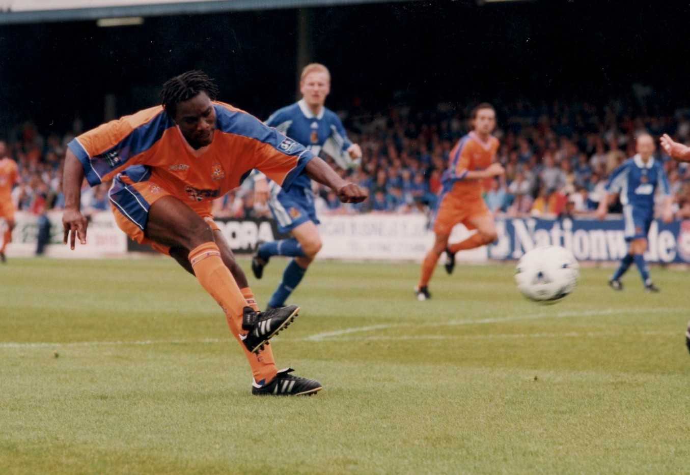 Stuart Douglas | Hatters Heritage | A History of Luton Town FC