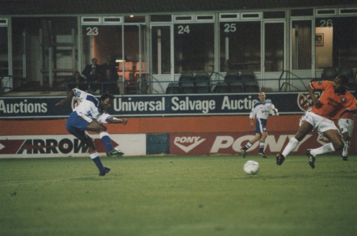 Stuart Douglas | Hatters Heritage | A History of Luton Town FC