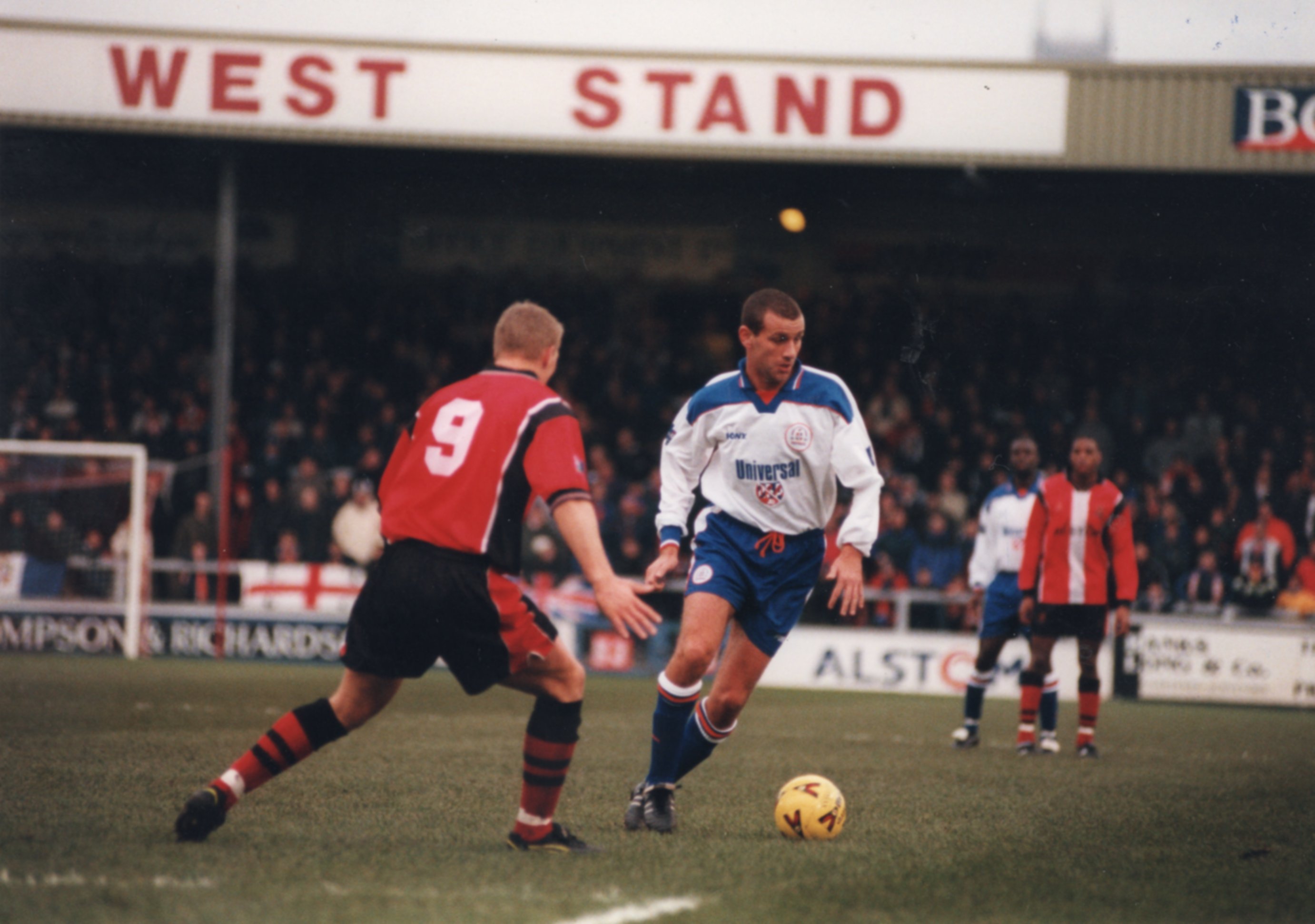 Simon Davies | Hatters Heritage | A History of Luton Town FC