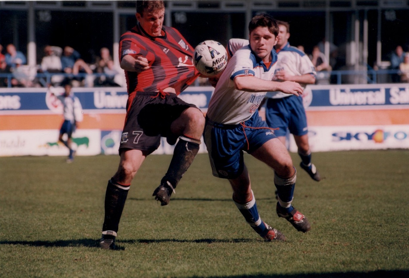Luton Town FC vs Gillingham (27th Mar 1999) | Hatters Heritage | A ...