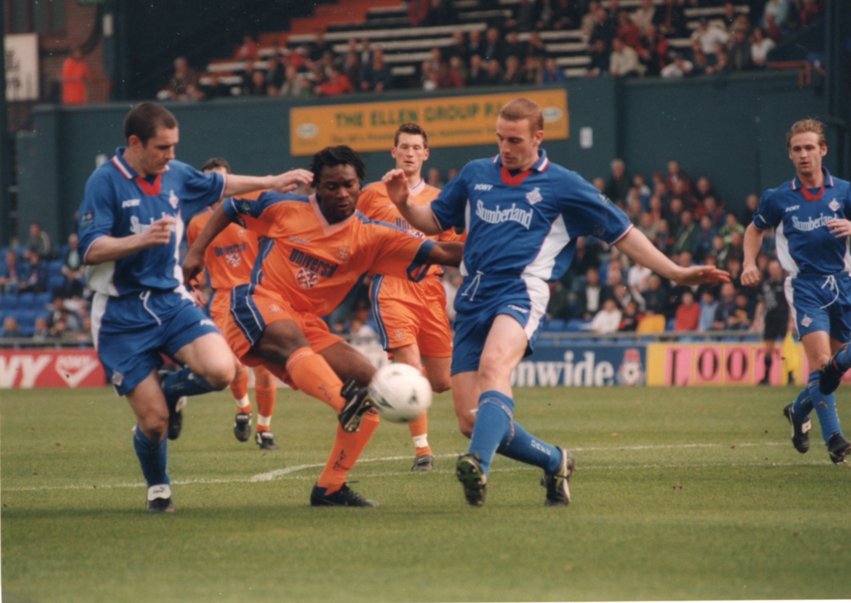 Stuart Douglas | Hatters Heritage | A History of Luton Town FC