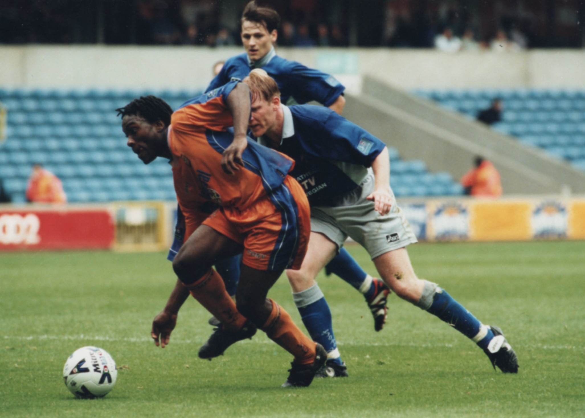 Stuart Douglas | Hatters Heritage | A History of Luton Town FC
