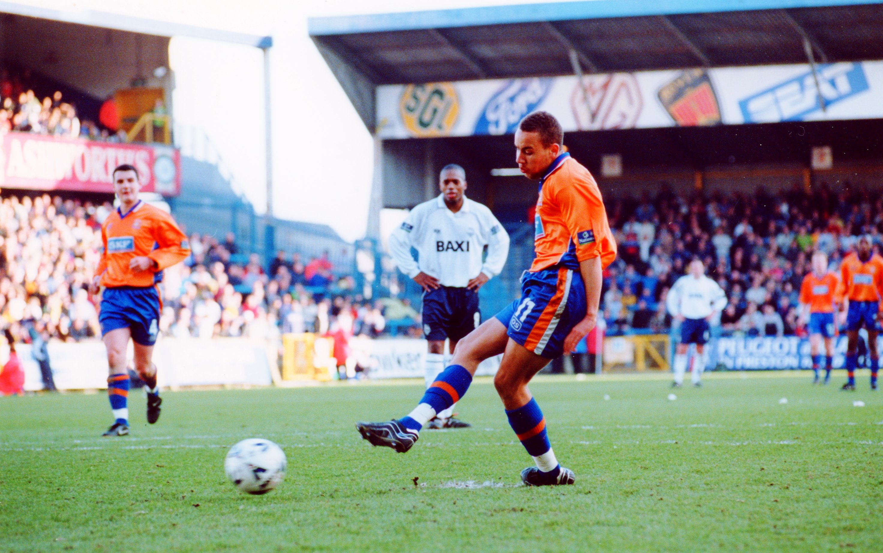 Preston North End vs Luton Town FC (18th Mar 2000) | Hatters Heritage ...