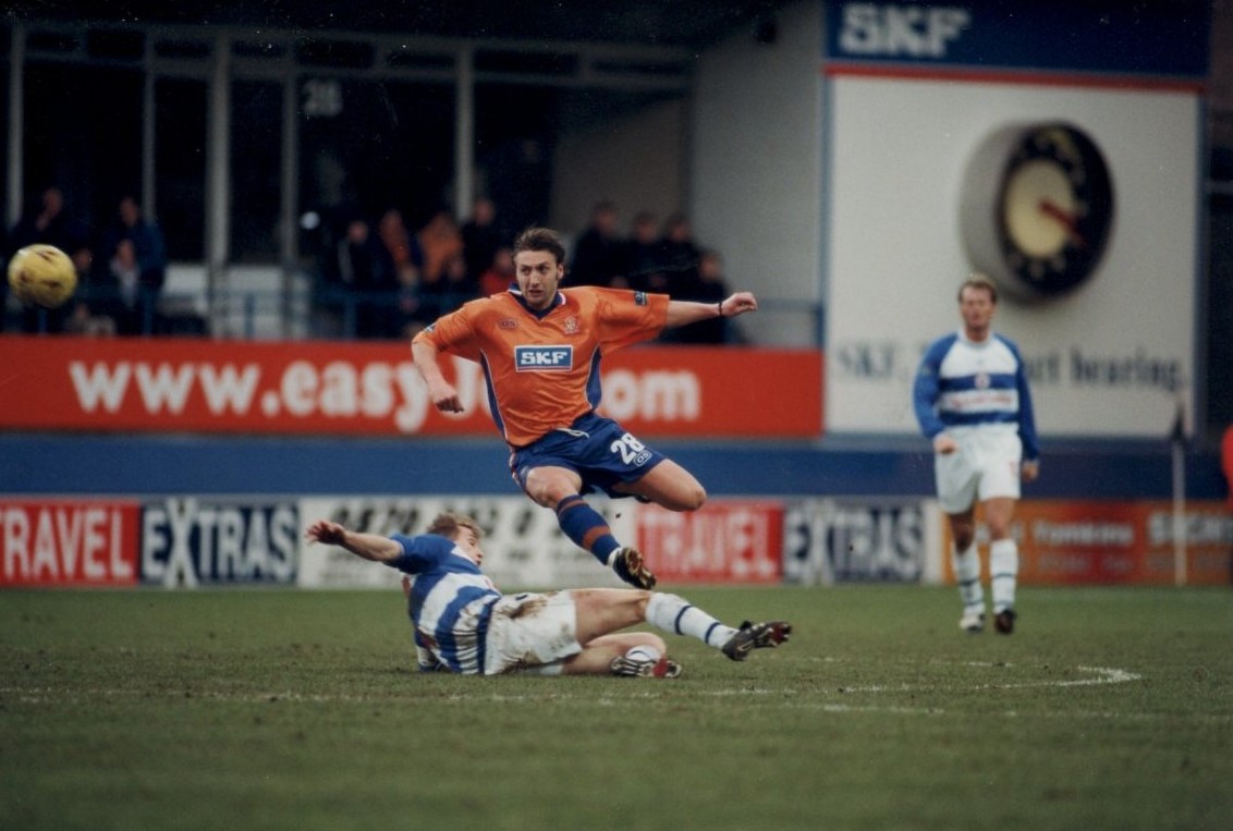 Luton Town FC vs Reading (22nd Jan 2000) | Hatters Heritage | A History ...