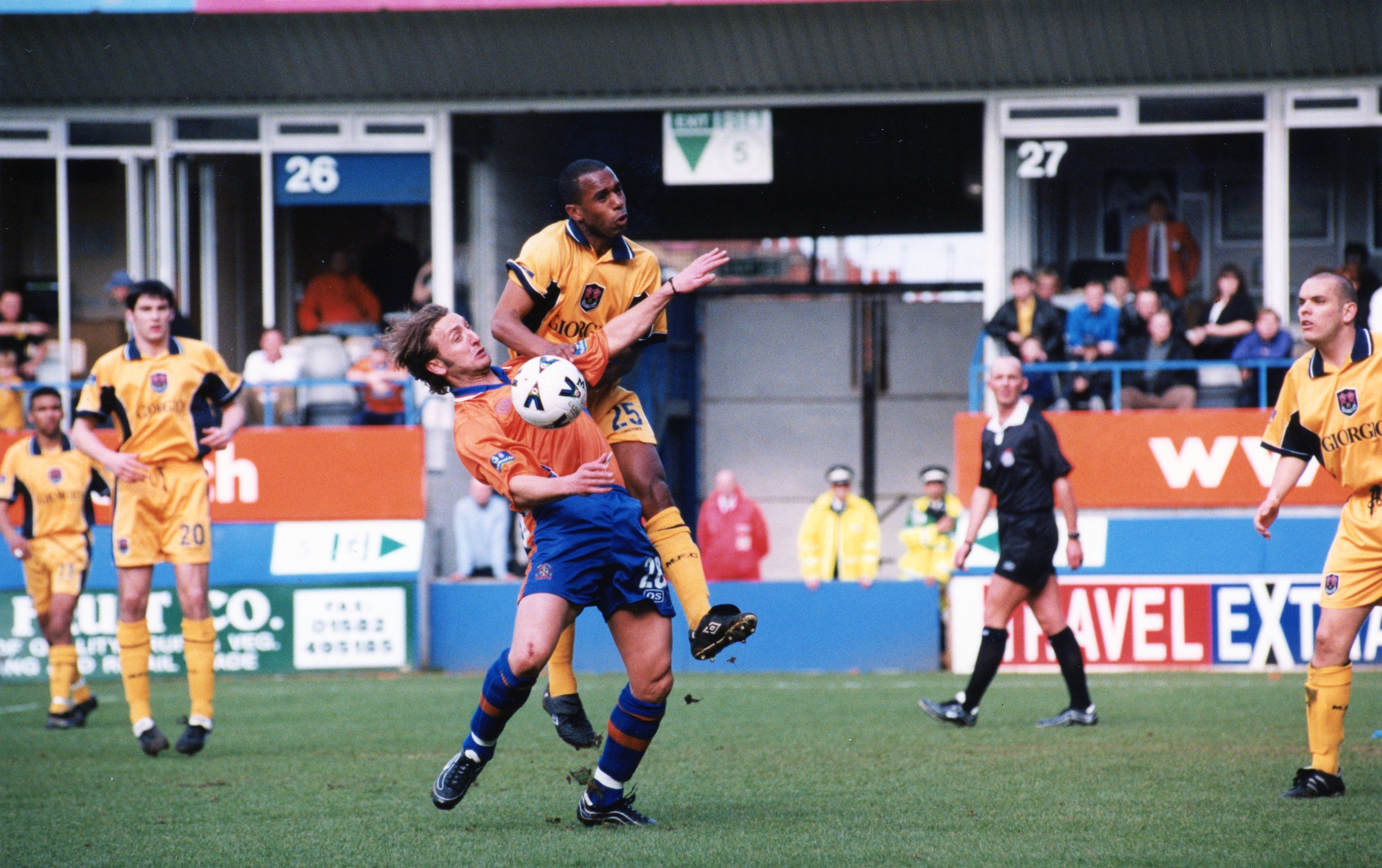 Luton Town FC vs Millwall (11th Mar 2000) | Hatters Heritage | A ...