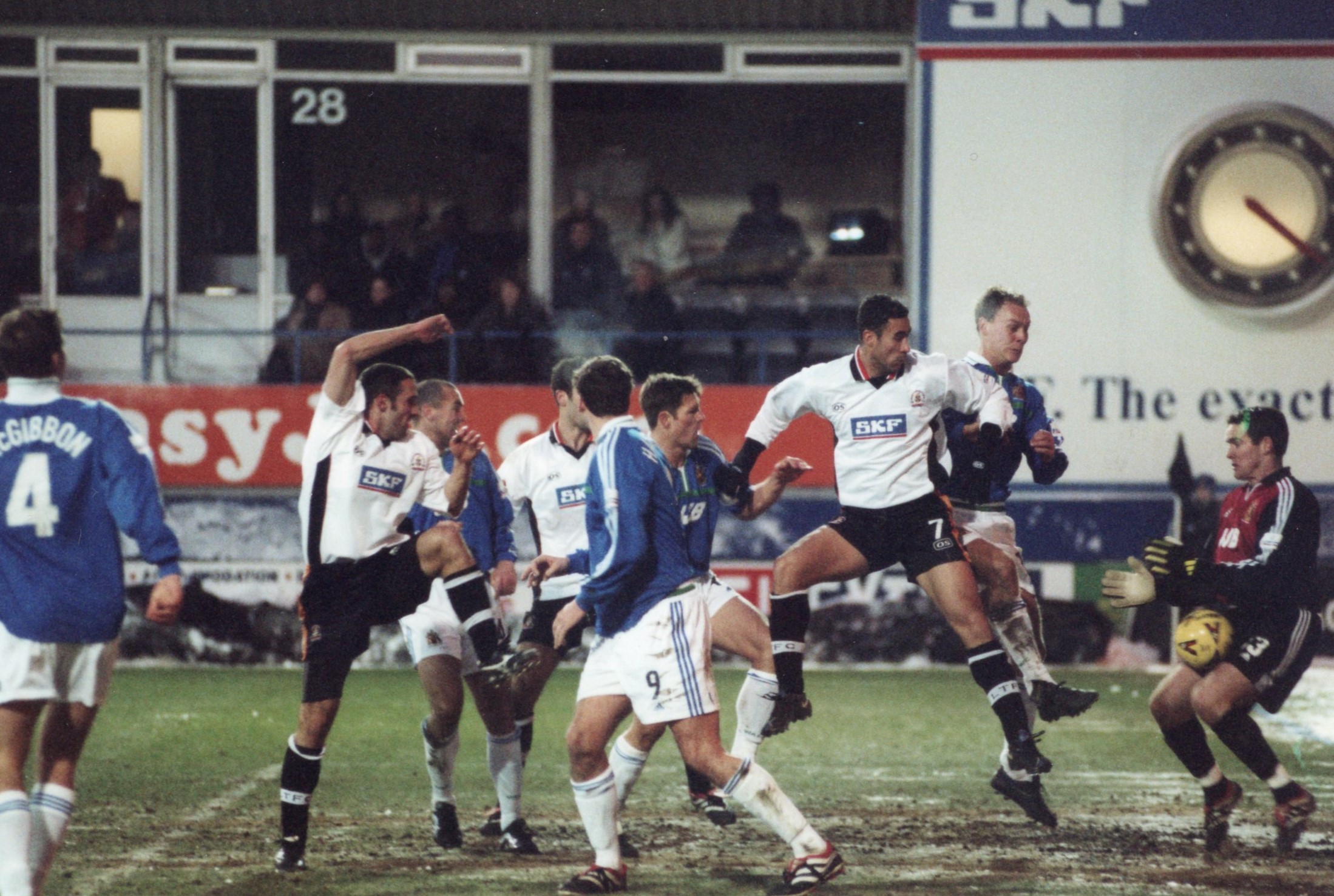 Peter Thomson | Hatters Heritage | A History of Luton Town FC