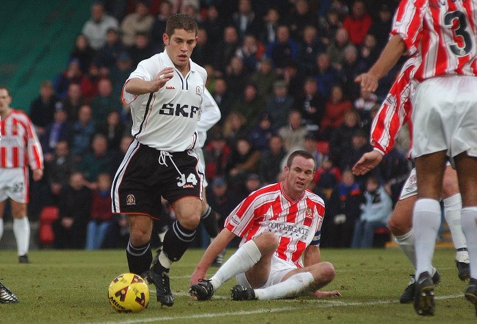 Dean Crowe | Hatters Heritage | A History of Luton Town FC