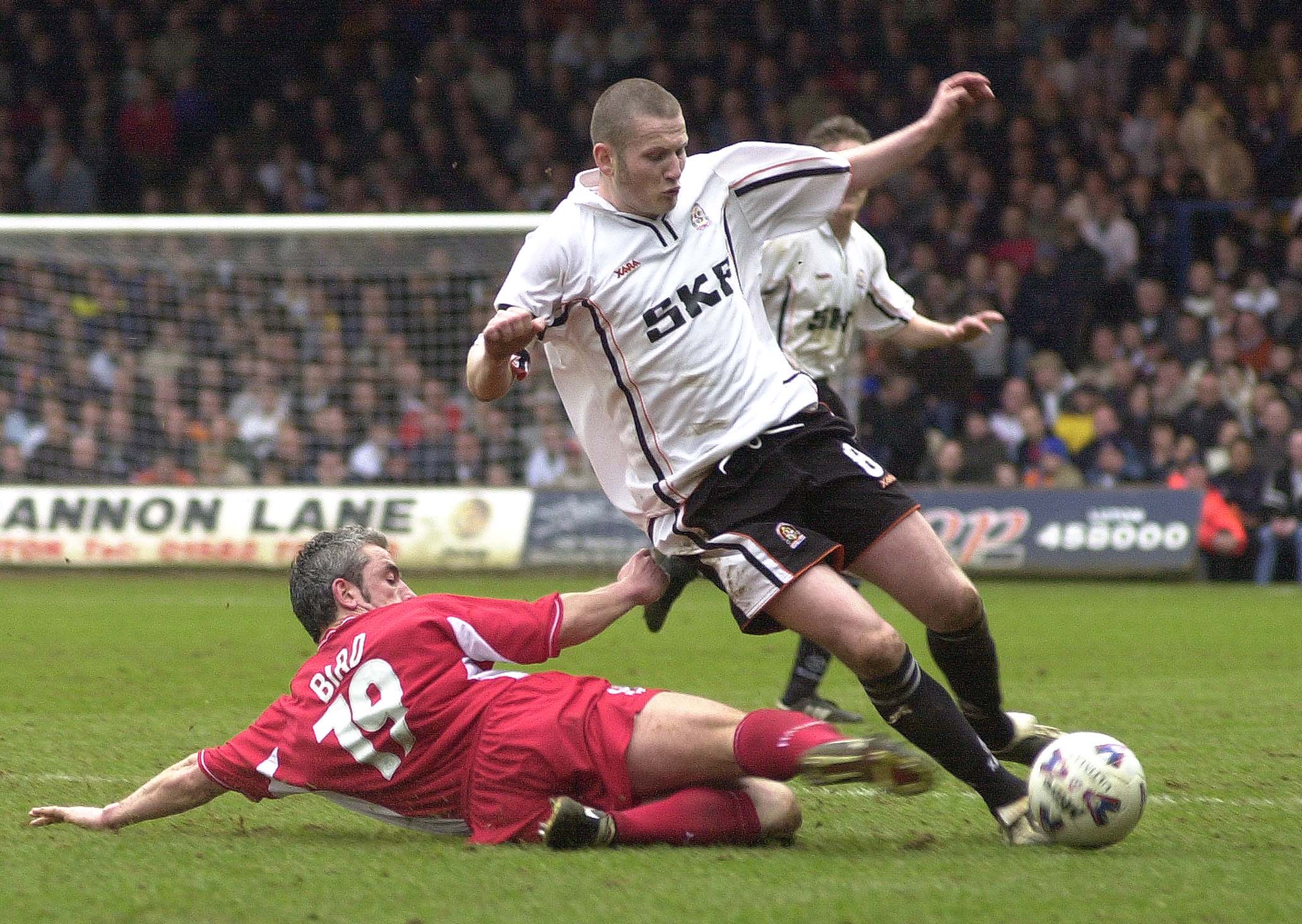 Luton Town FC vs Kidderminster Harriers (16th Mar 2002) | Hatters ...