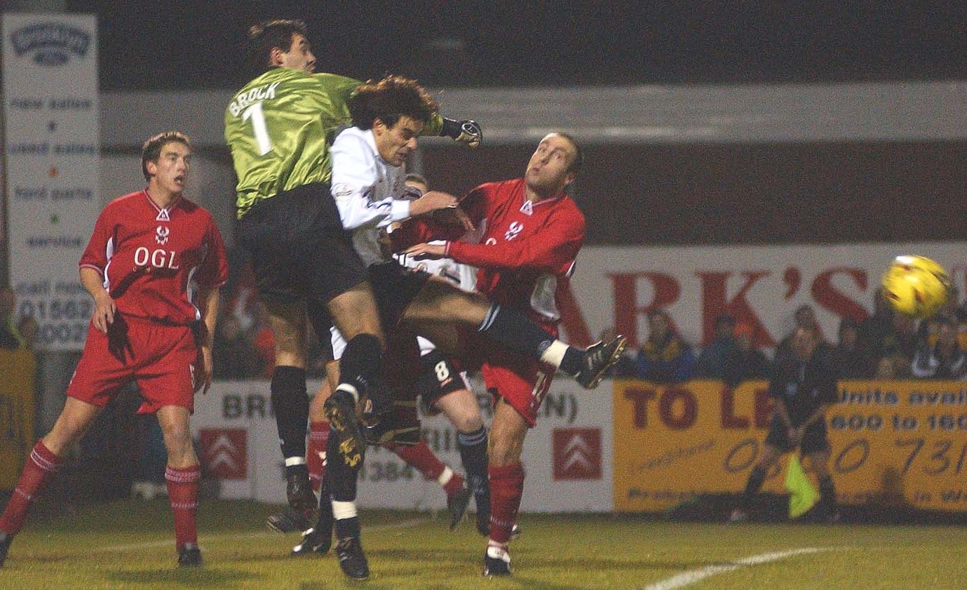 Jean-Louis Valois | Hatters Heritage | A History of Luton Town FC