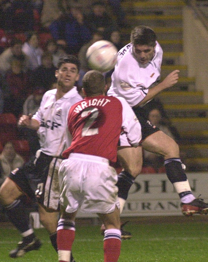 Stephen Robinson | Hatters Heritage | A History of Luton Town FC